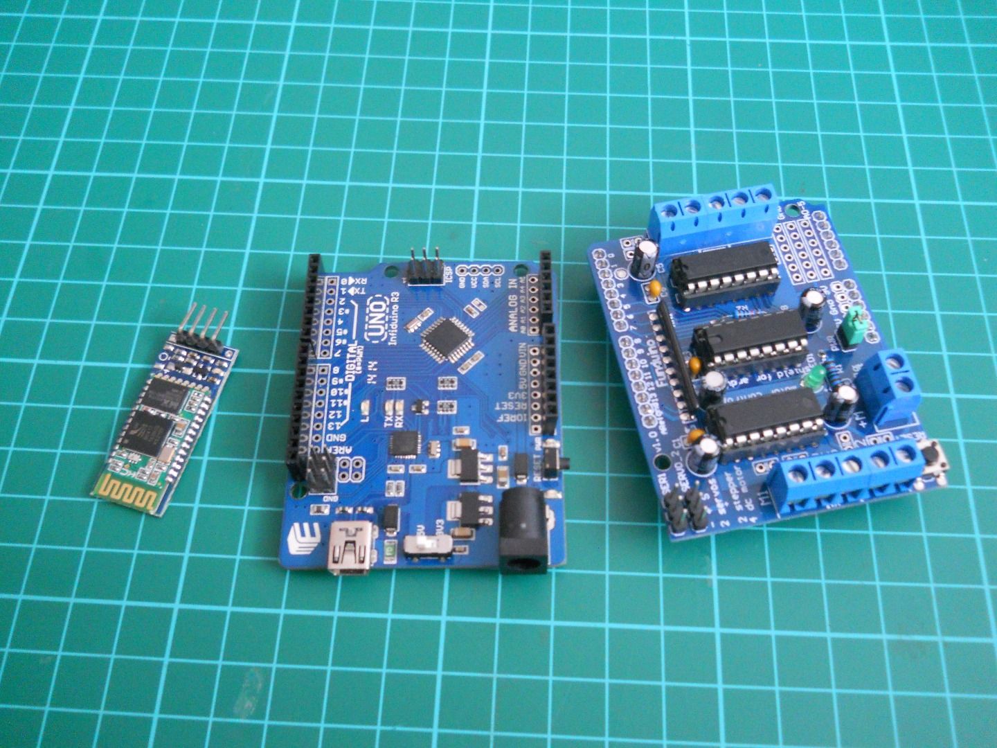 DIY Bluetooth Phone Controlled BB-8 Droid With Arduino UNO : 40 Steps ...