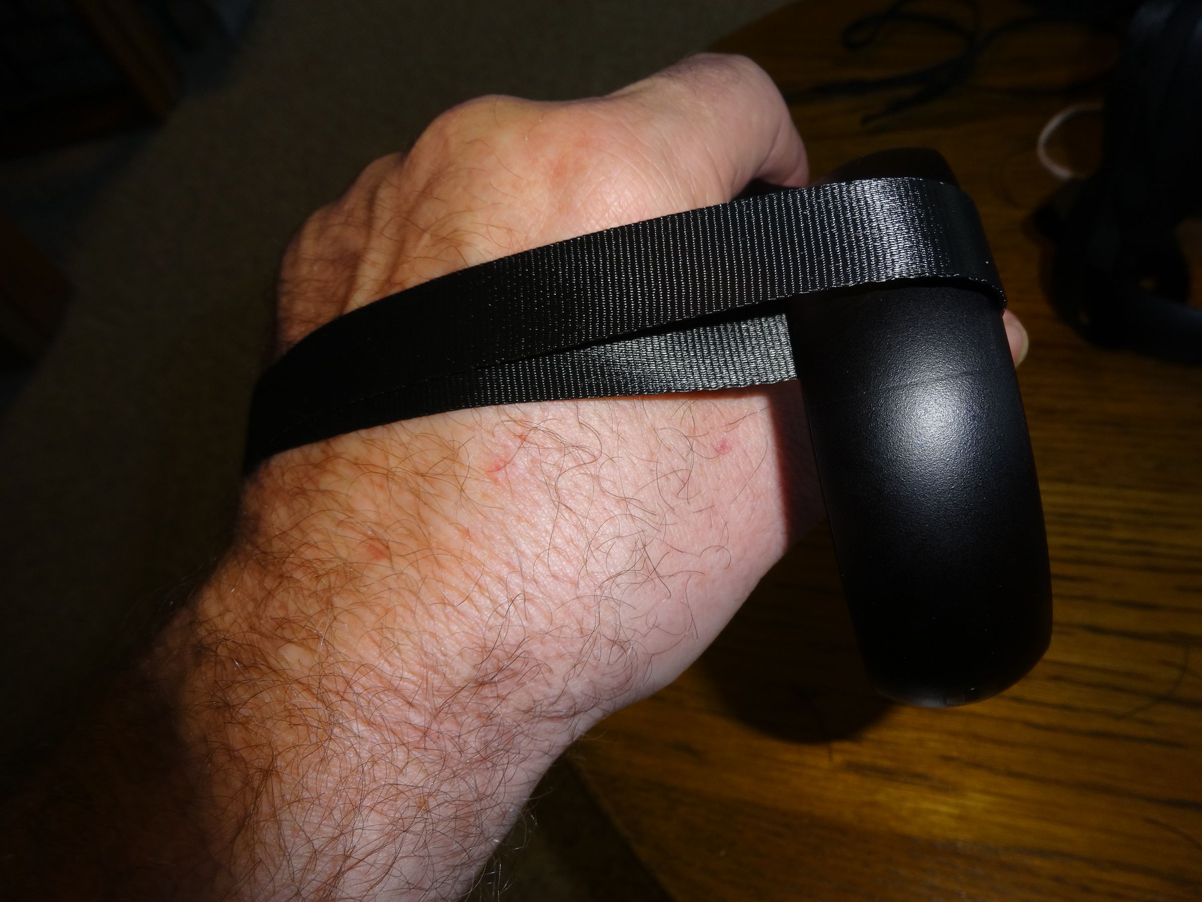 Oculus Controller Custom Strap Grip : 6 Steps - Instructables