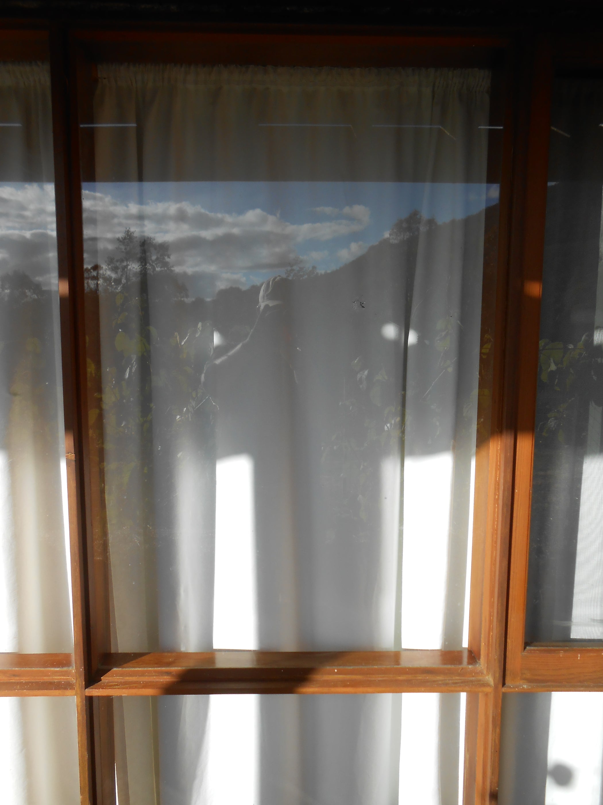 How To Replace The Glass In A Wood Frame Window 3 Steps With Pictures Instructables