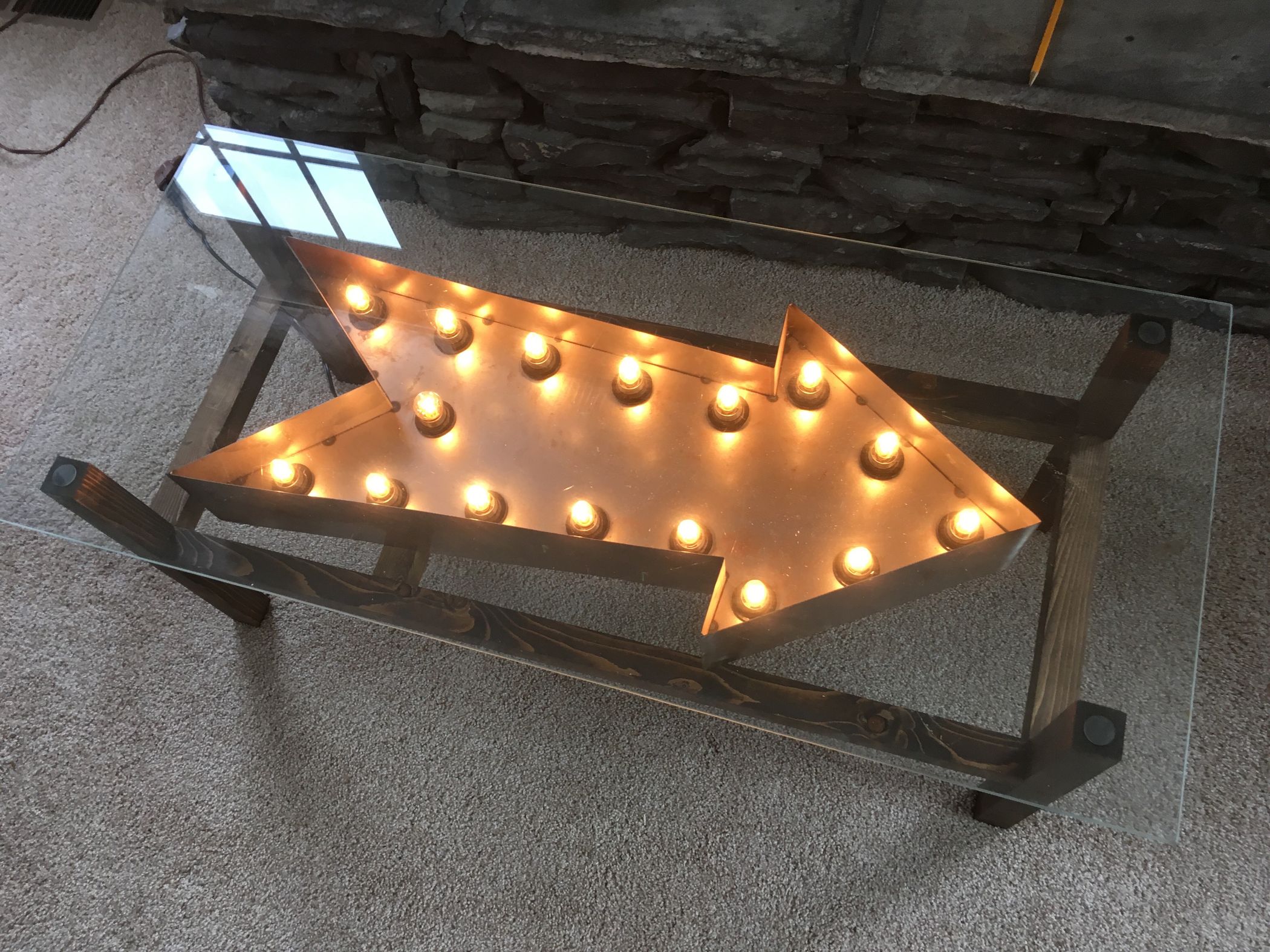 Coffee Table With Light Up Sign : 4 Steps - Instructables