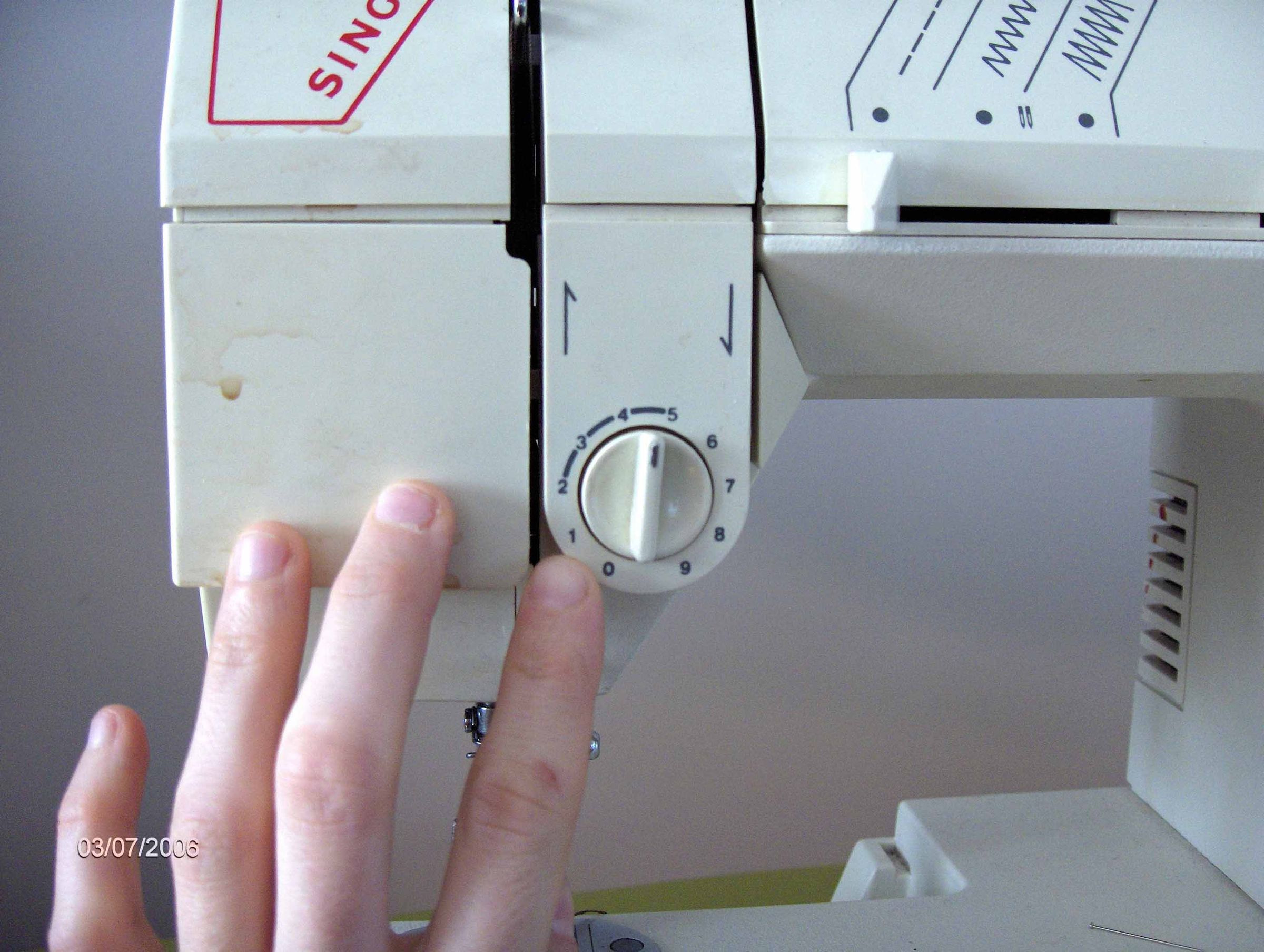 How to Thread a Sewing Machine : 12 Steps - Instructables
