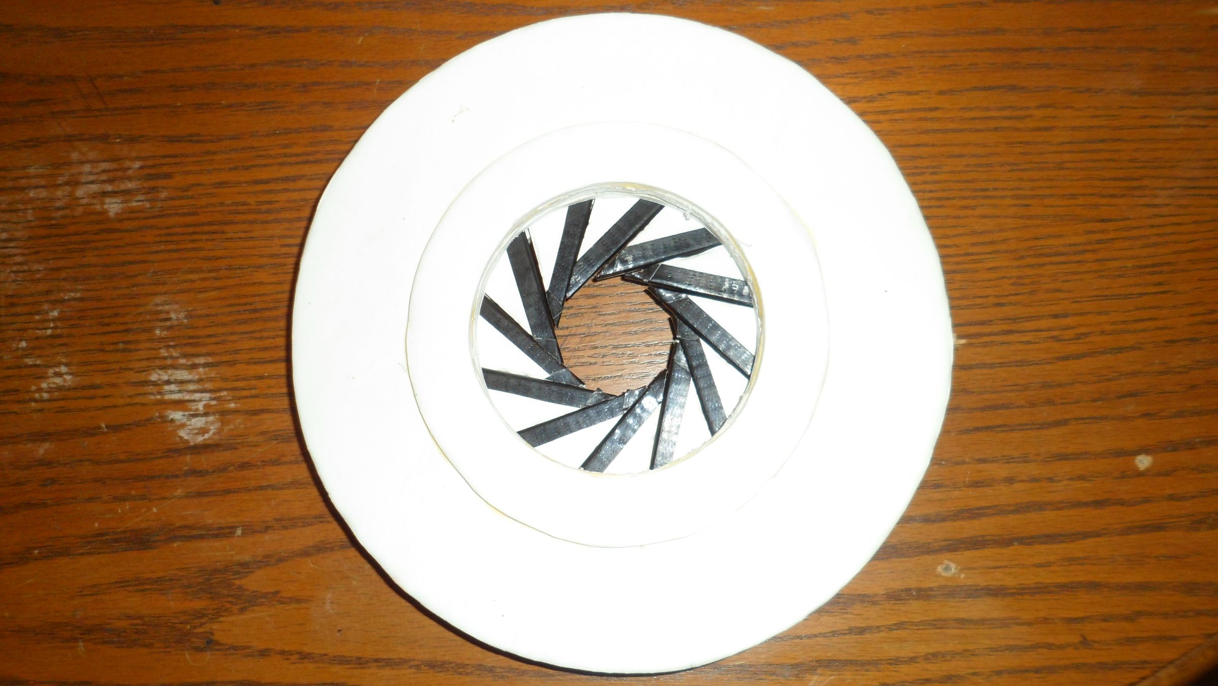 Re-engineered Iris Diaphragm. : 6 Steps - Instructables