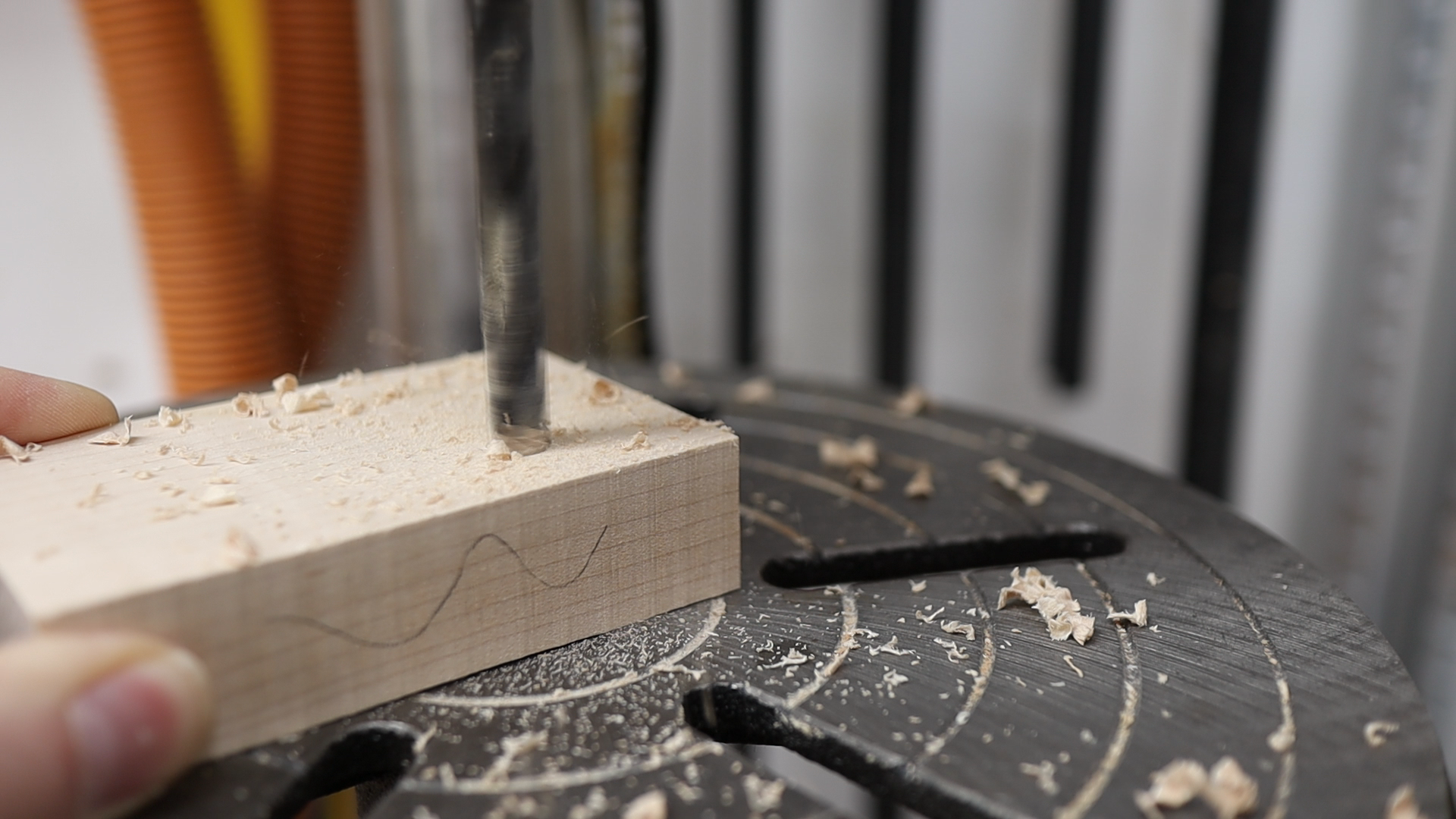 Making Your Own Wooden Dowels! Easy Dowel Making Jig! : 6 Steps (with ...