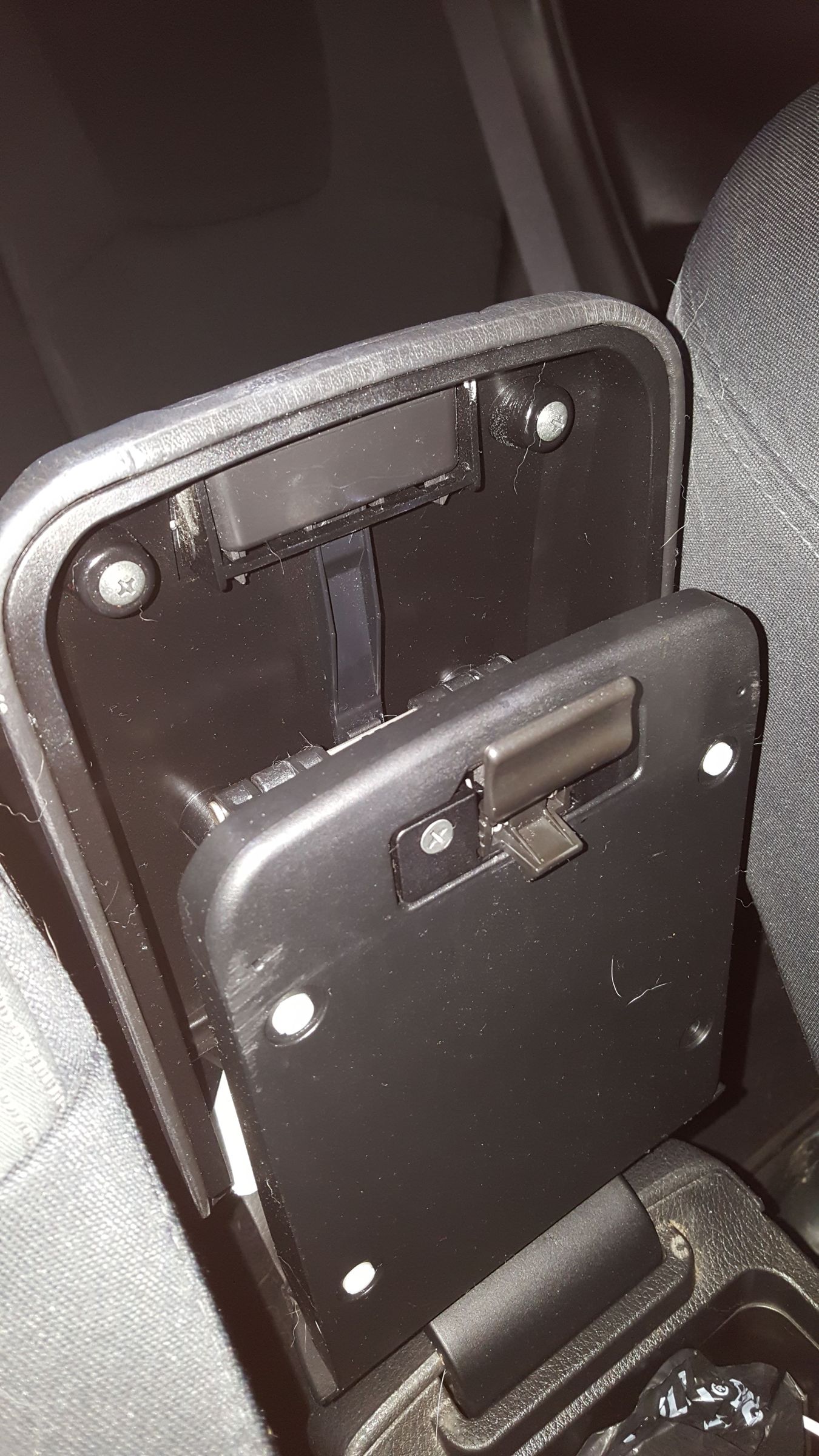 Car Armrest DIY : 5 Steps (with Pictures) - Instructables