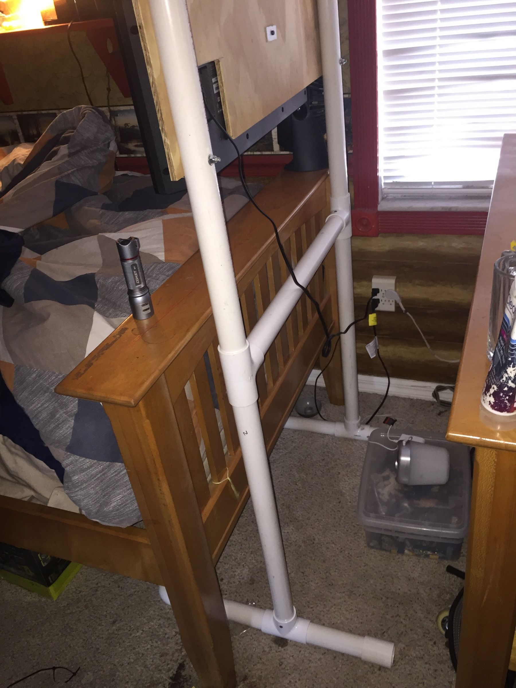 PVC Pipe TV Stand : 3 Steps (with Pictures) - Instructables