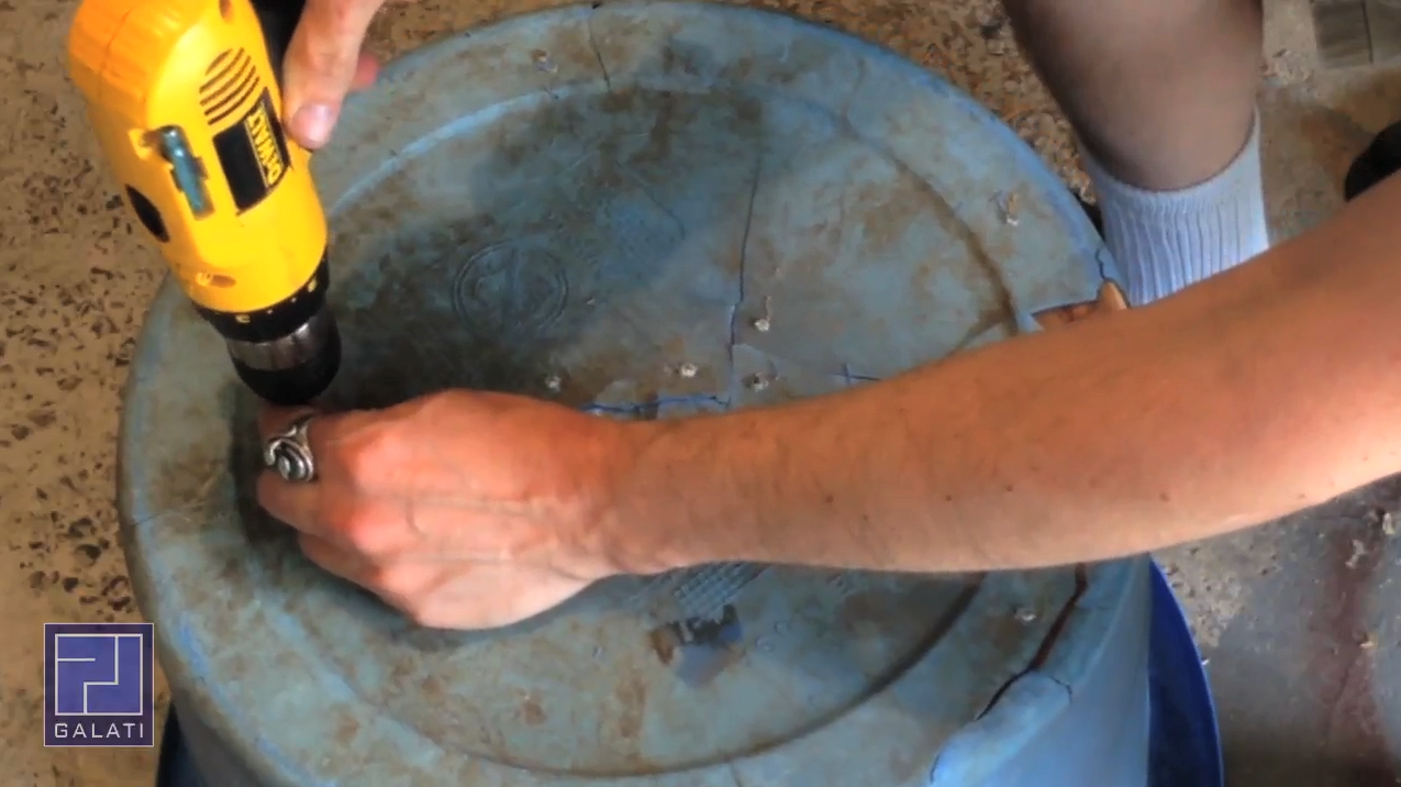 Fix a Cracked Bucket : 8 Steps (with Pictures) - Instructables