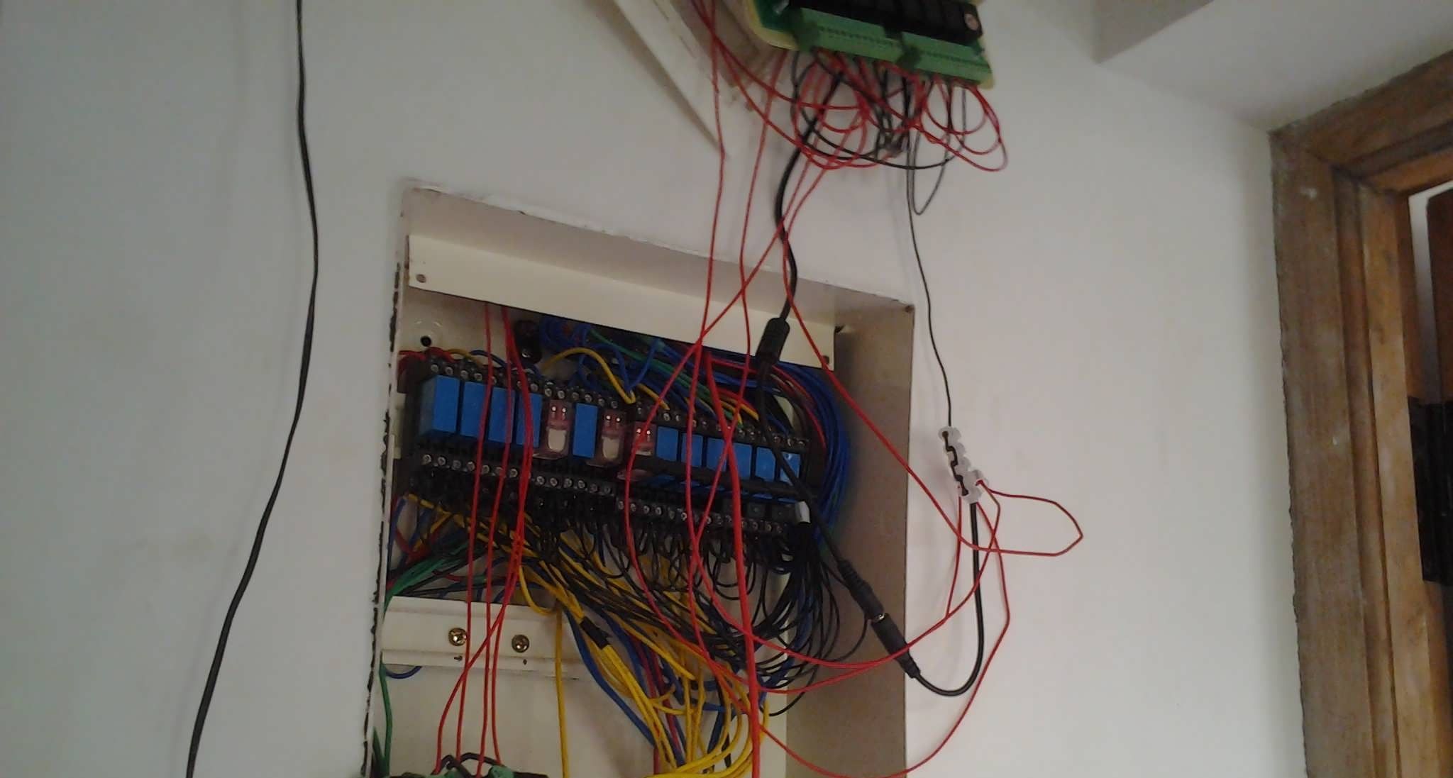 The Complete Smart Home : 9 Steps - Instructables