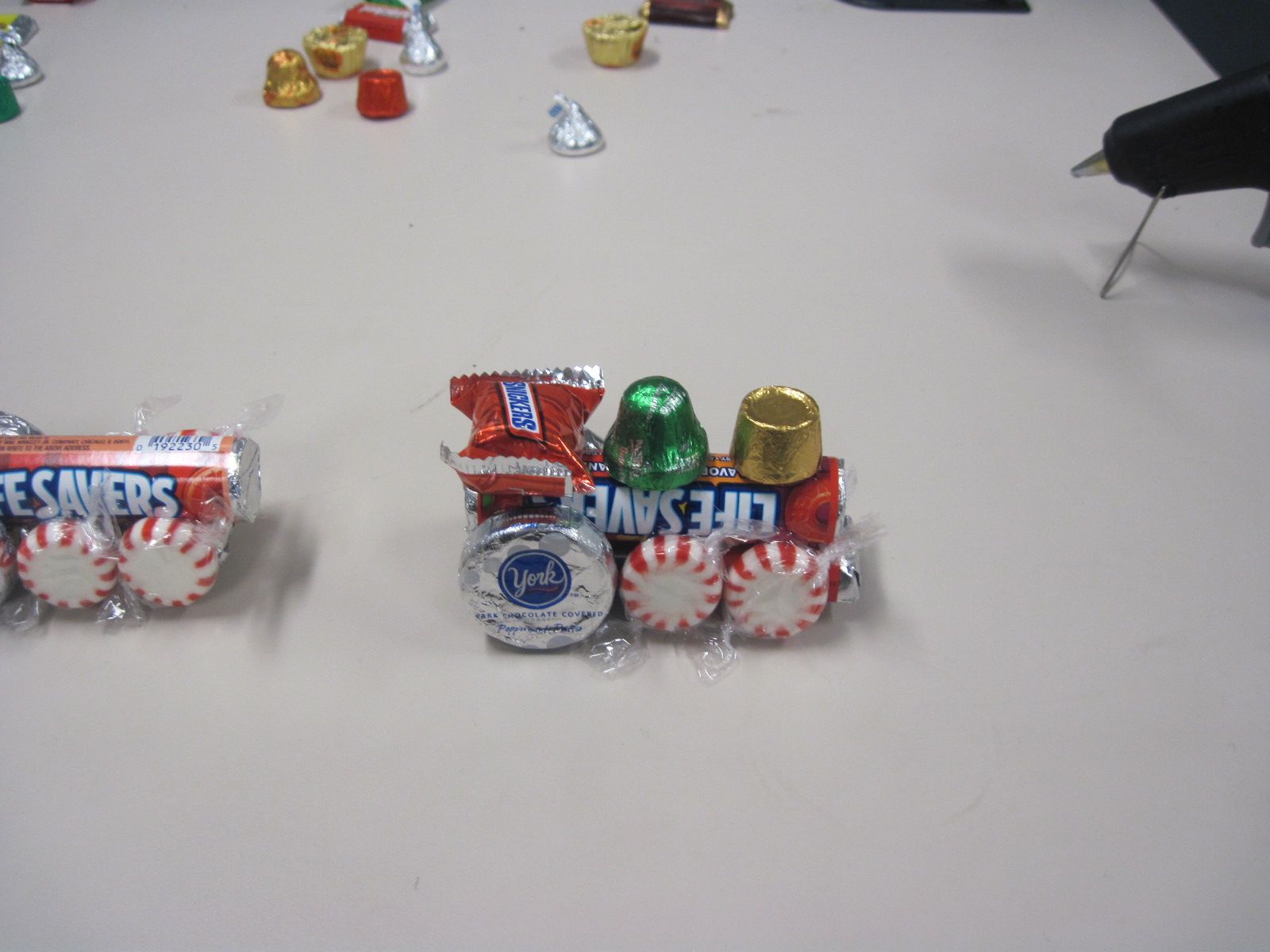 Candy Train : 9 Steps - Instructables