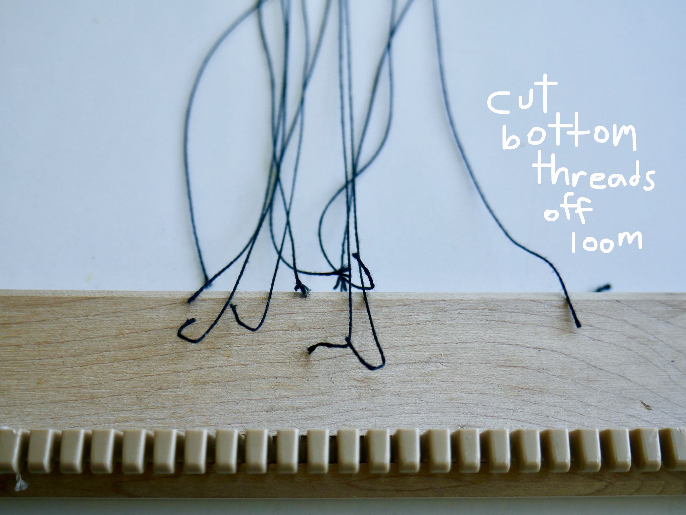 Woven Bracelet : 8 Steps (with Pictures) - Instructables