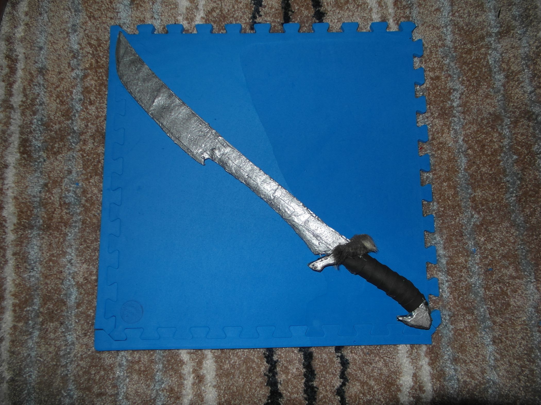 Skyrim: Nordic Sword. : 4 Steps - Instructables