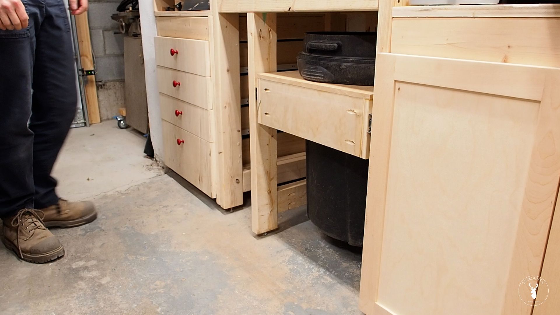 Workshop Pull-out Storage : 5 Steps (with Pictures) - Instructables