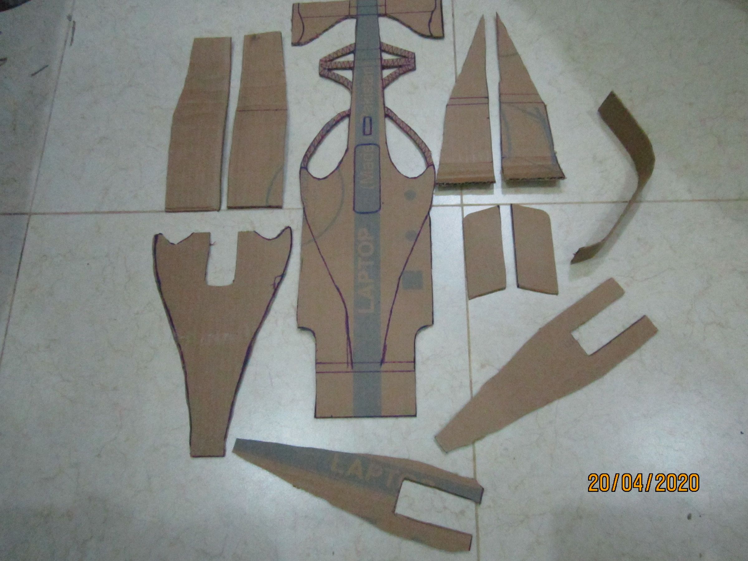 DIY Cardboard Formula 1 Car Model : 4 Steps - Instructables