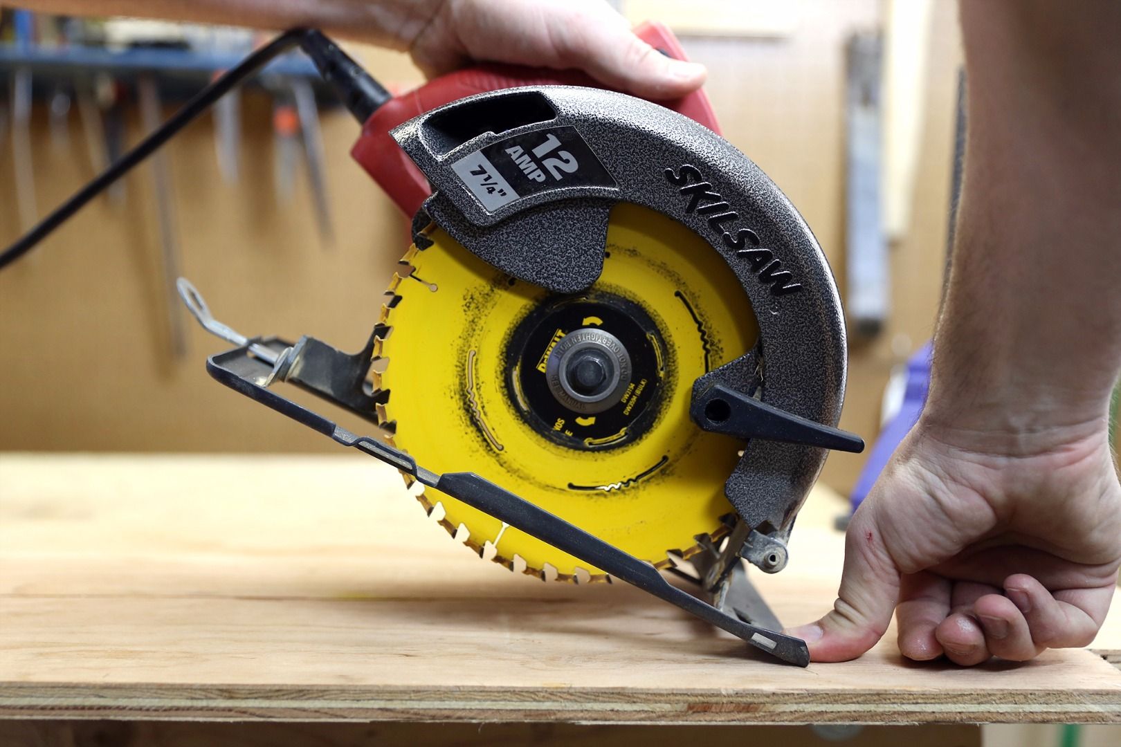 Making Perfectly Straight Cuts : 8 Steps - Instructables