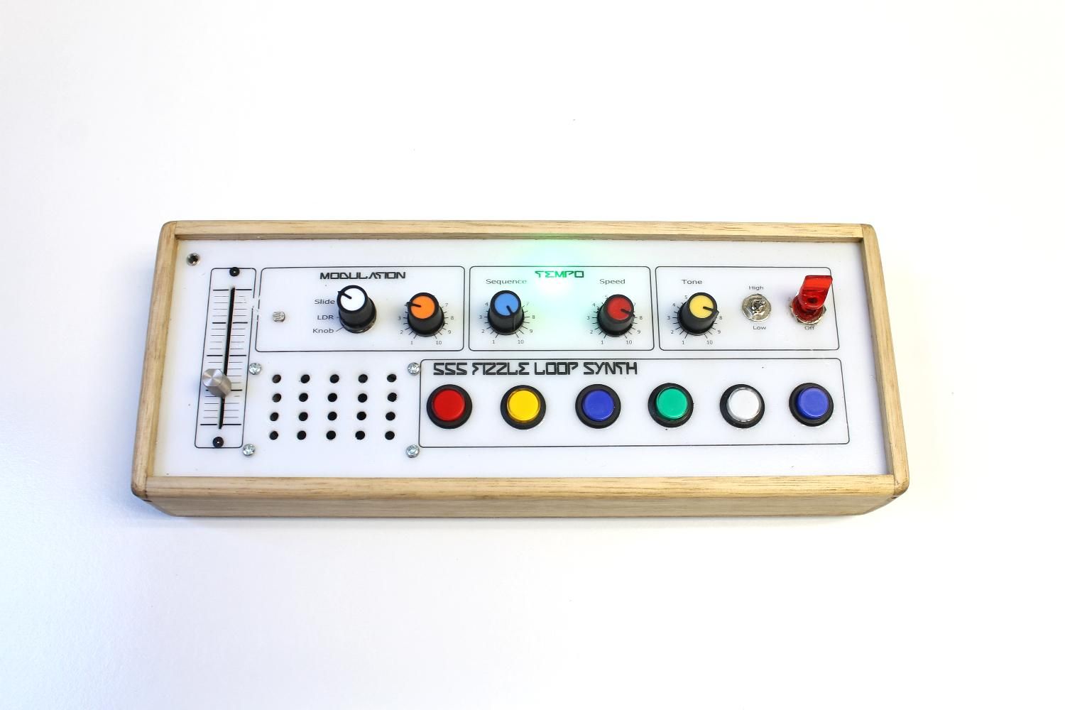 555 Fizzle Loop Synth V4 : 12 Steps (with Pictures) - Instructables
