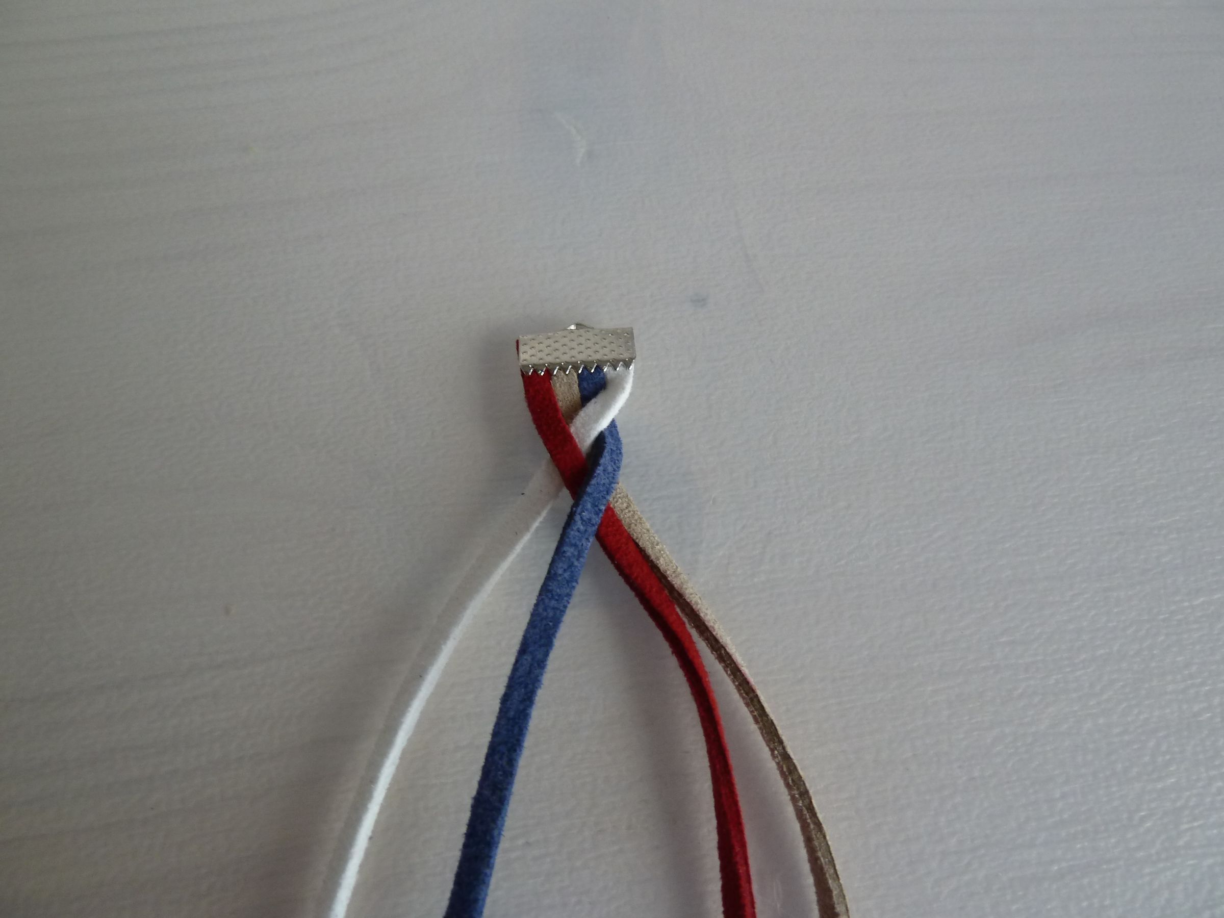 Four Strands Braided Bracelets : 8 Steps (with Pictures) - Instructables