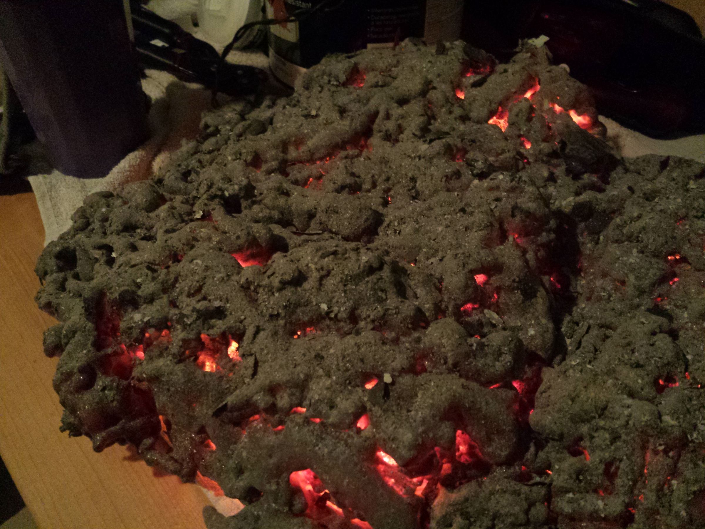Burning Embers Halloween Prop : 8 Steps (with Pictures) - Instructables