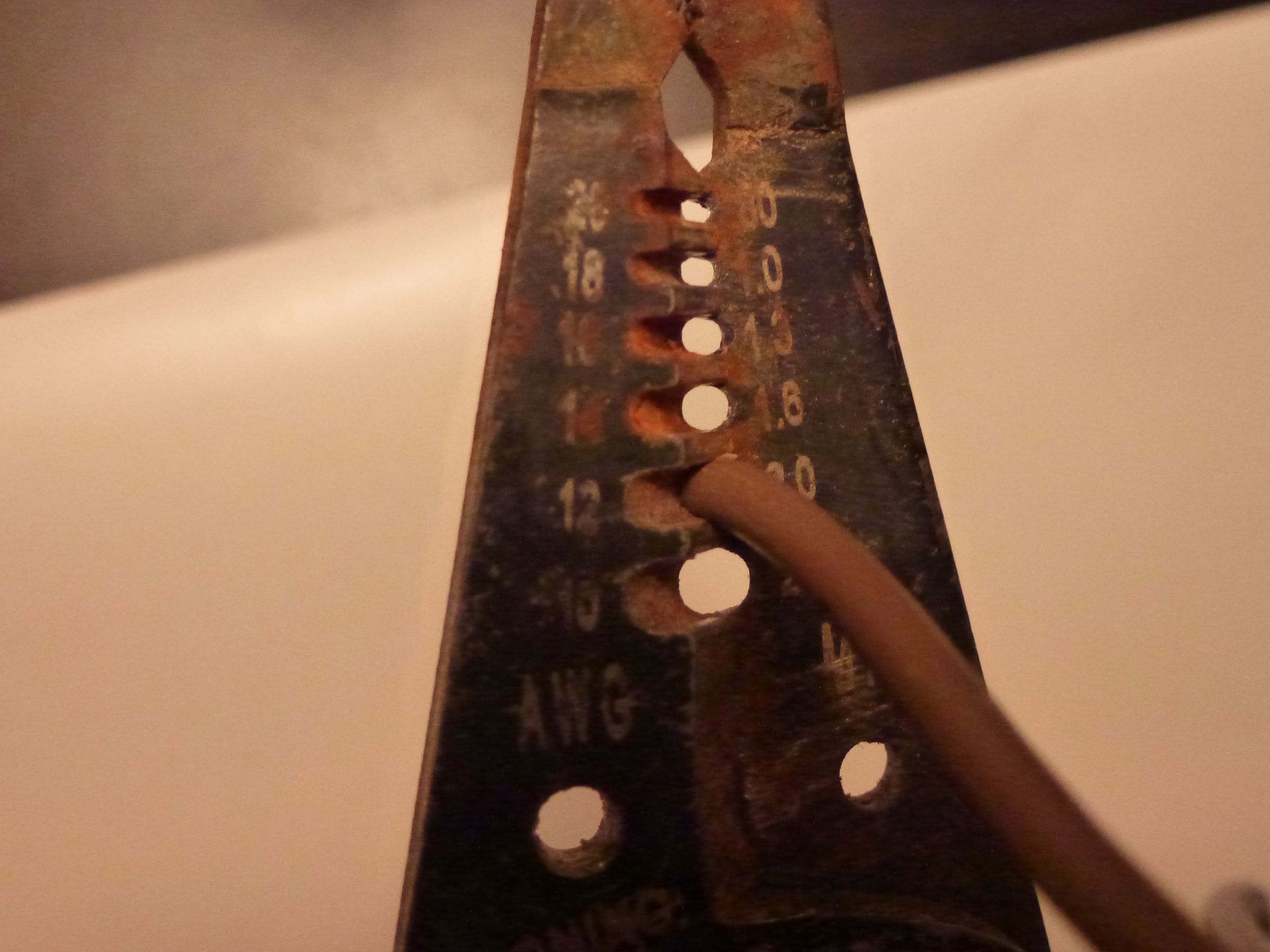 4 Ways to Connect a Wire Without Soldering - Instructables