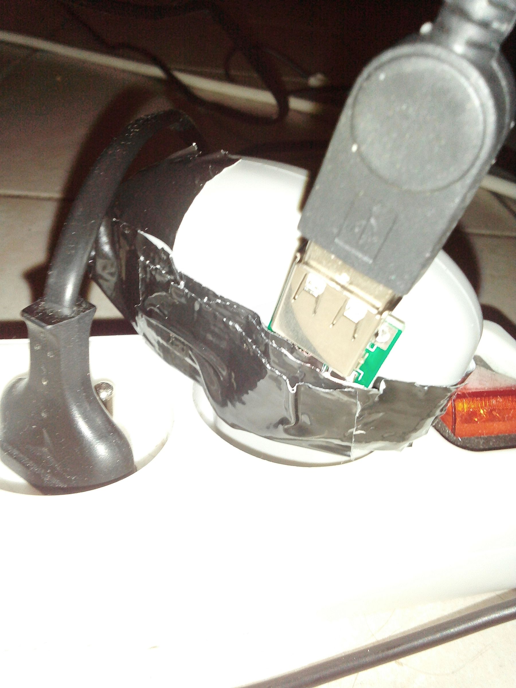 Build a 5v Usb Charger With an Old Samsung Adapter : 5 Steps (with ...