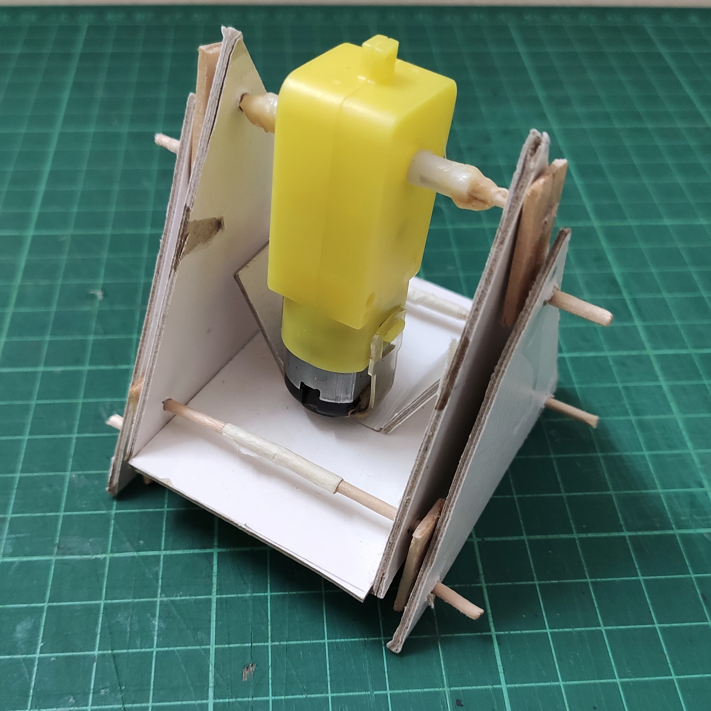 Triangle Robot : 6 Steps (with Pictures) - Instructables