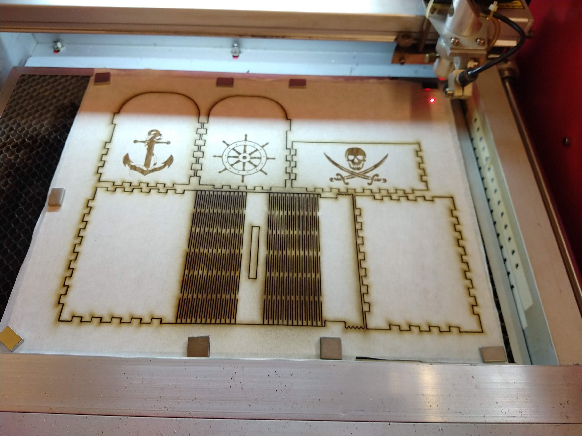 Laser Cut Treasure Chest Money Box : 9 Steps (with Pictures ...