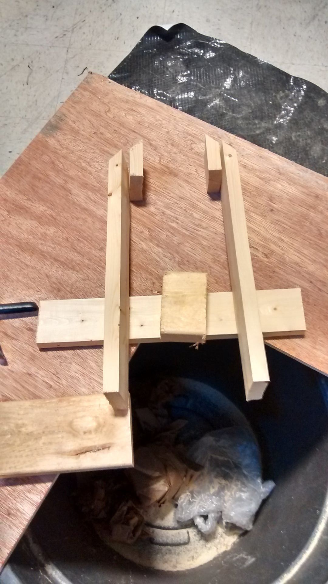 Simple and Cheap Stitching Pony : 8 Steps (with Pictures) - Instructables