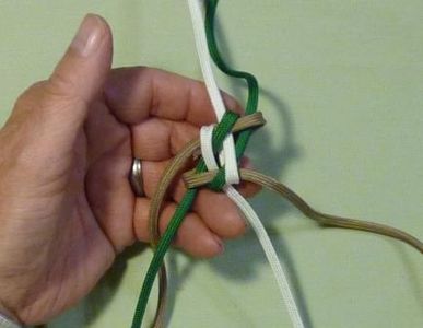 The Versatile Crown Knot : 10 Steps - Instructables
