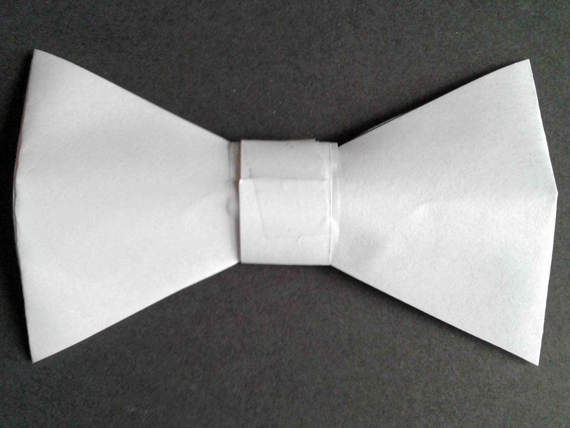 Paper Bow Tie : 6 Steps (with Pictures) - Instructables