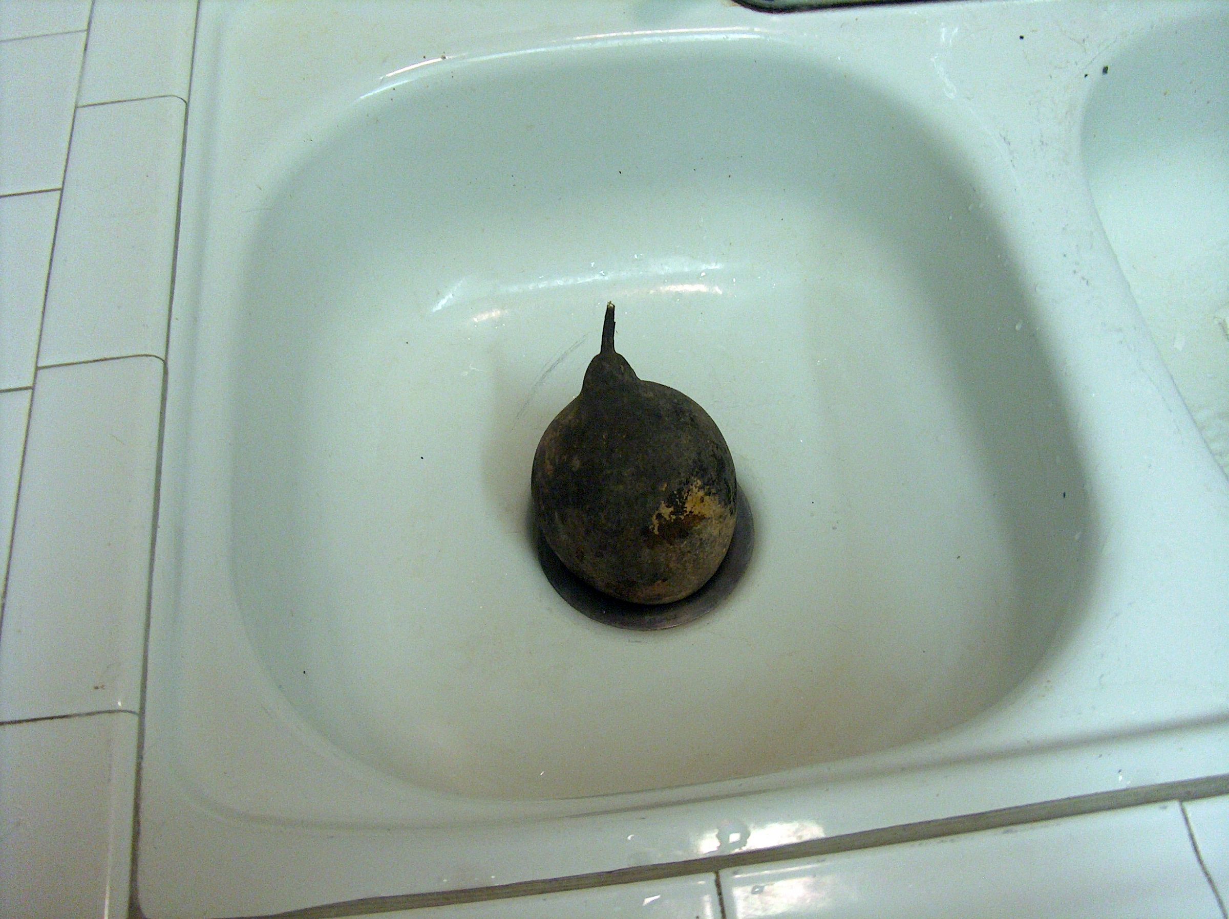 How to Clean a Hardshell Gourd : 3 Steps (with Pictures) - Instructables