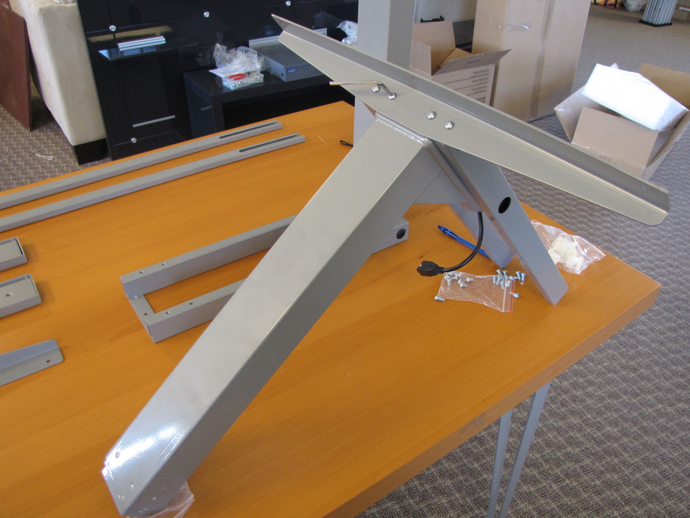 How to Create a Table Lift : 10 Steps - Instructables