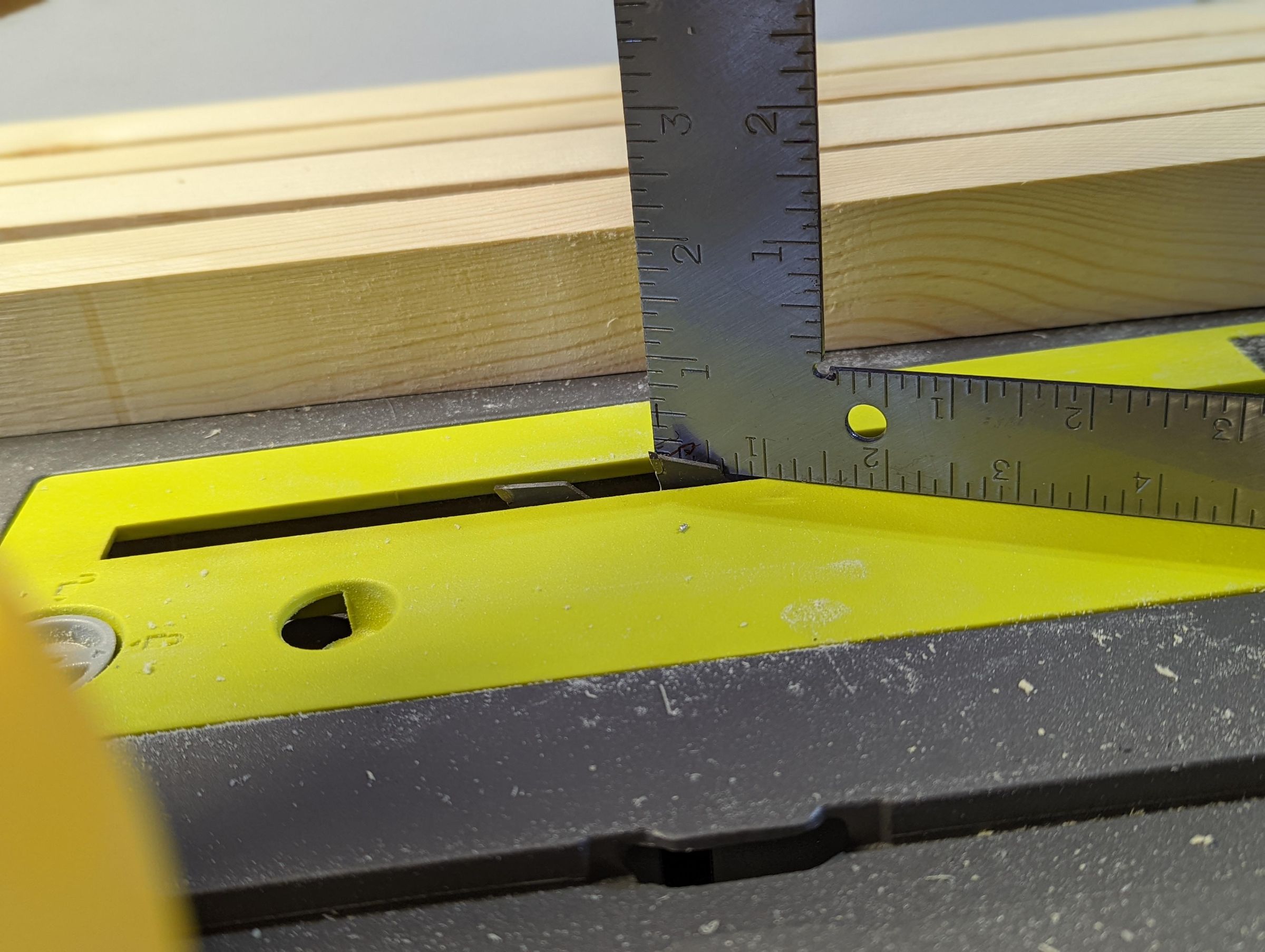 Make a Canvas Art Frame From a Single 2x4 : 6 Steps (with Pictures ...