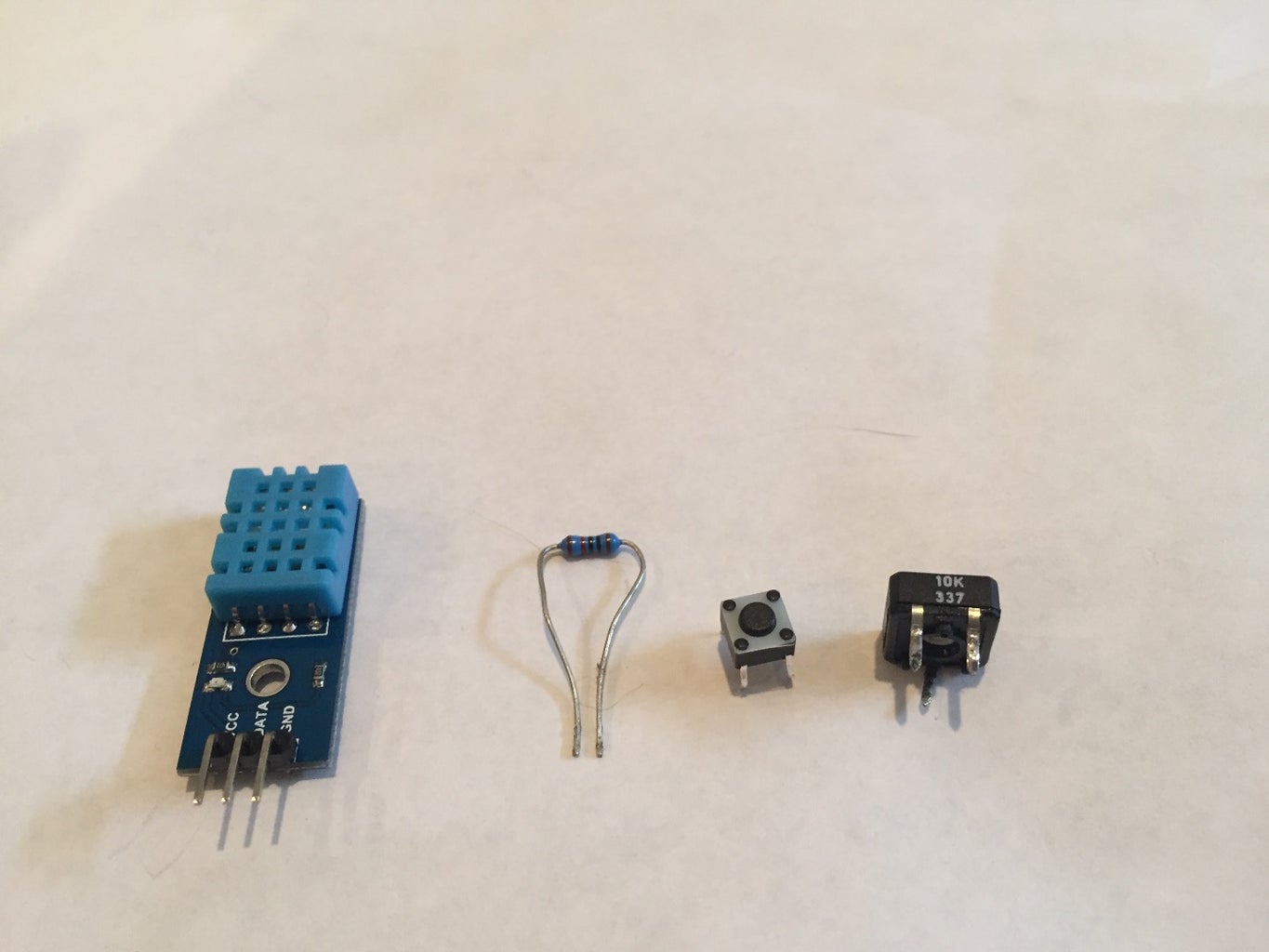 Portable Arduino Uno Temperature And Humidity Sensor With Lcd Screen