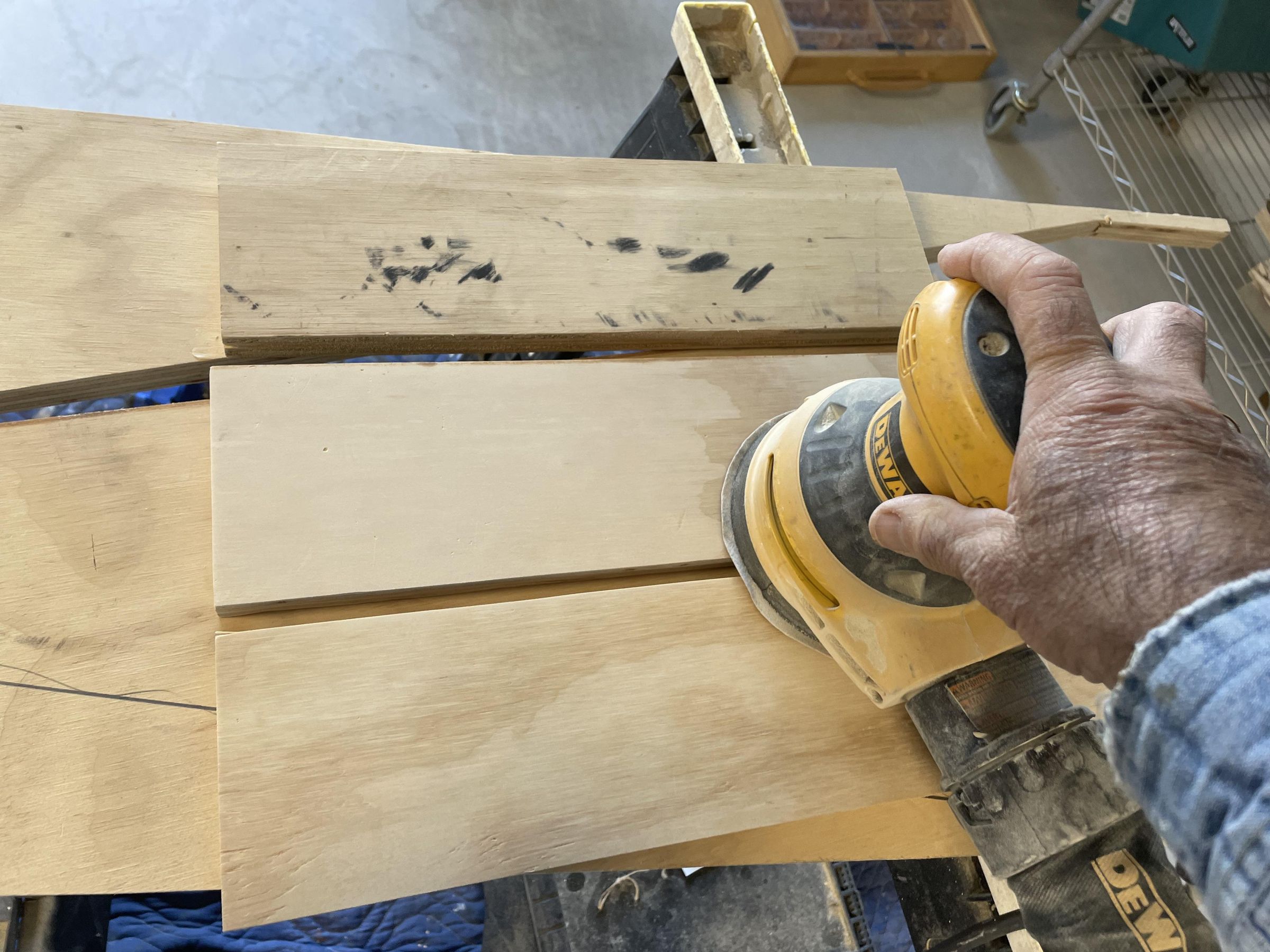 TODDLER STEP / MOTHER'S HELPER STOOL : 9 Steps (with Pictures ...