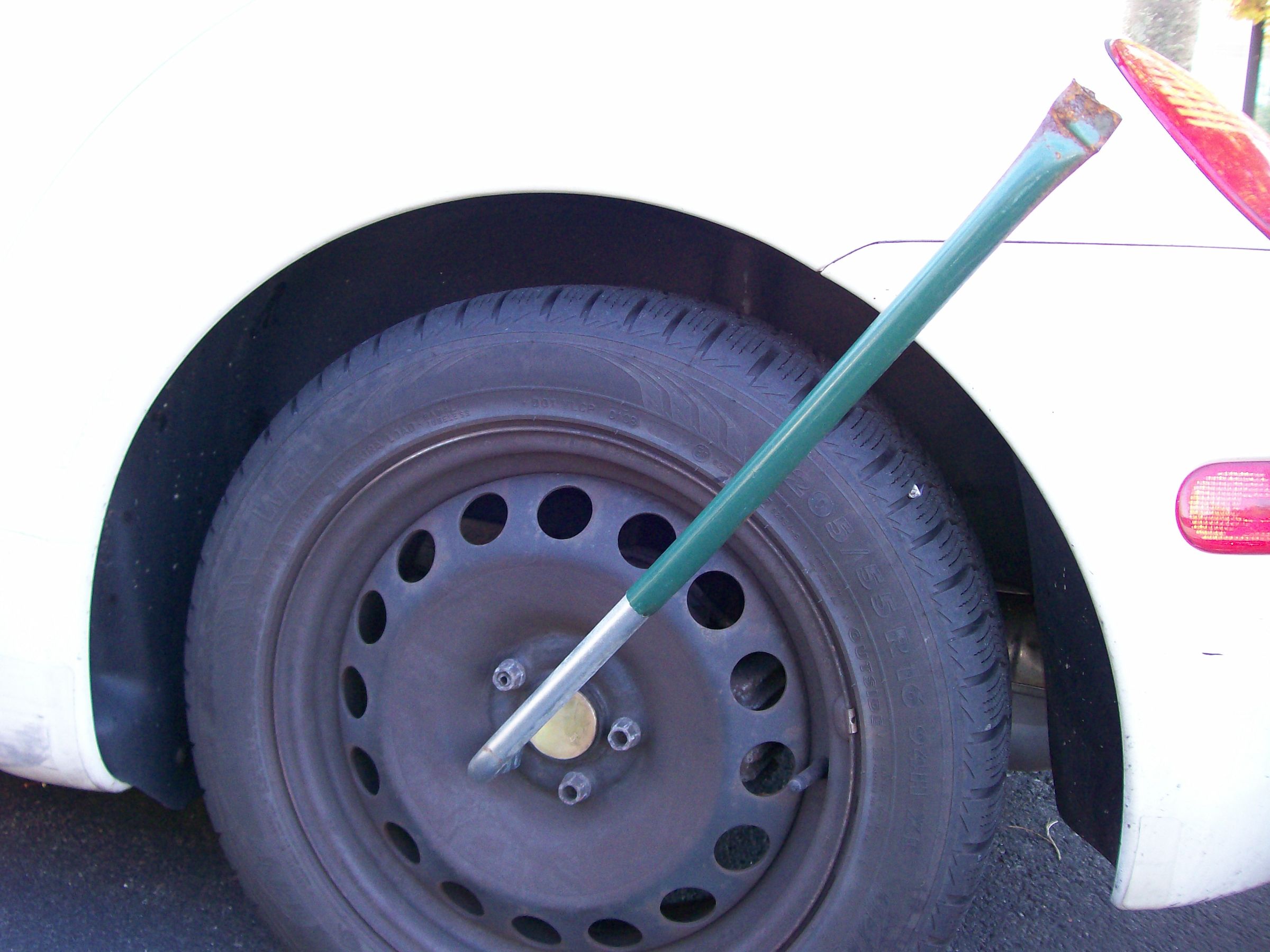 Lug Nut Wrench Extension : 4 Steps (with Pictures) - Instructables