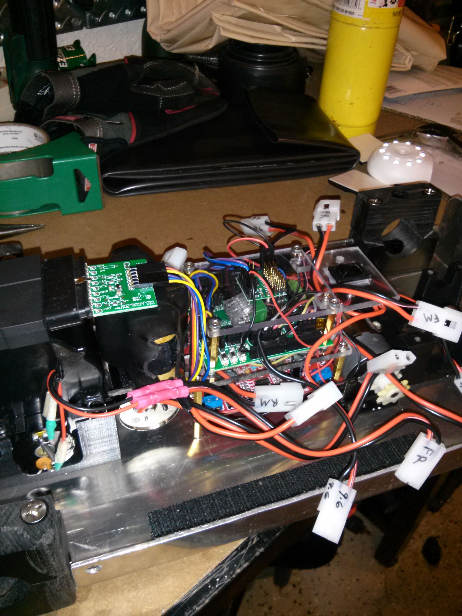 Quad Track Arduino Robot : 11 Steps (with Pictures) - Instructables