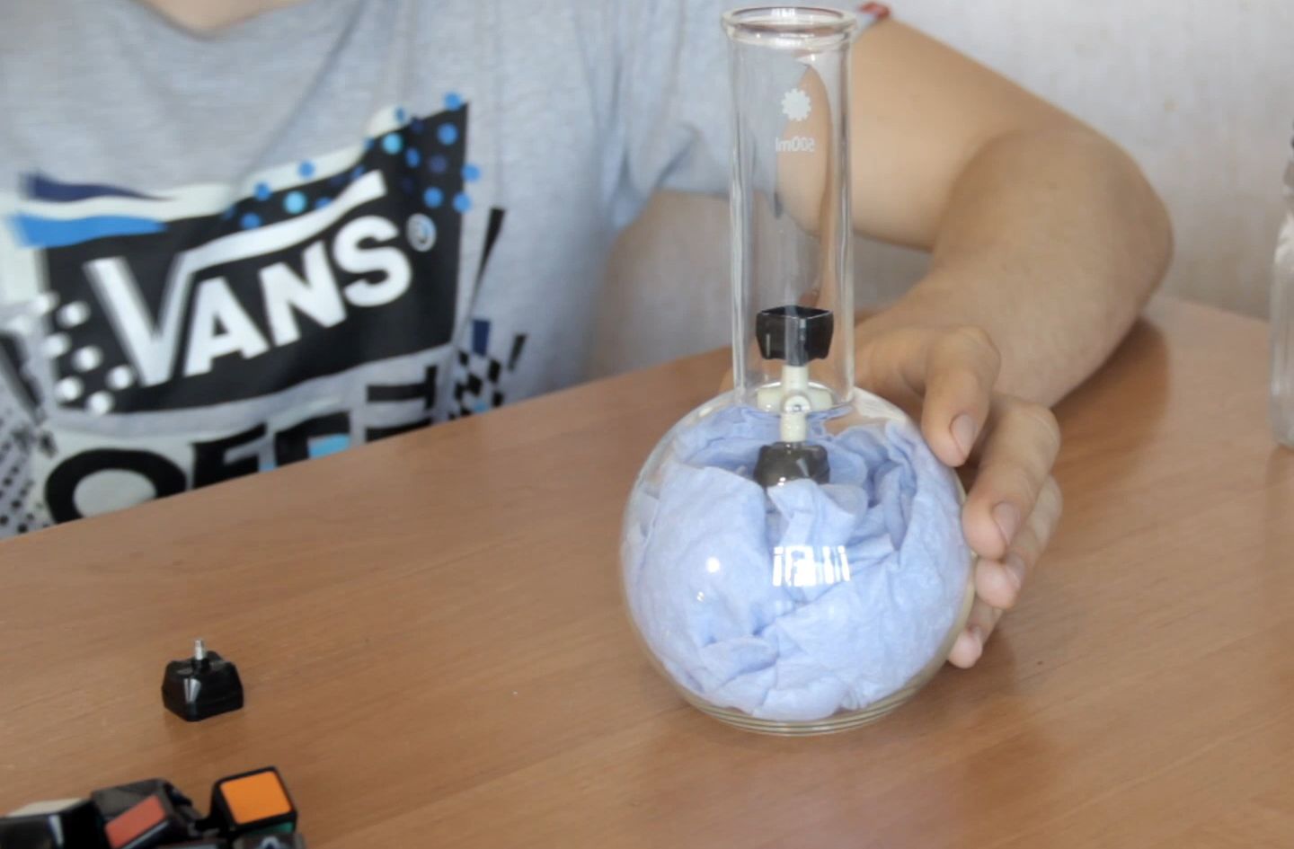 Rubik's Cube in a Flask : 3 Steps (with Pictures) - Instructables