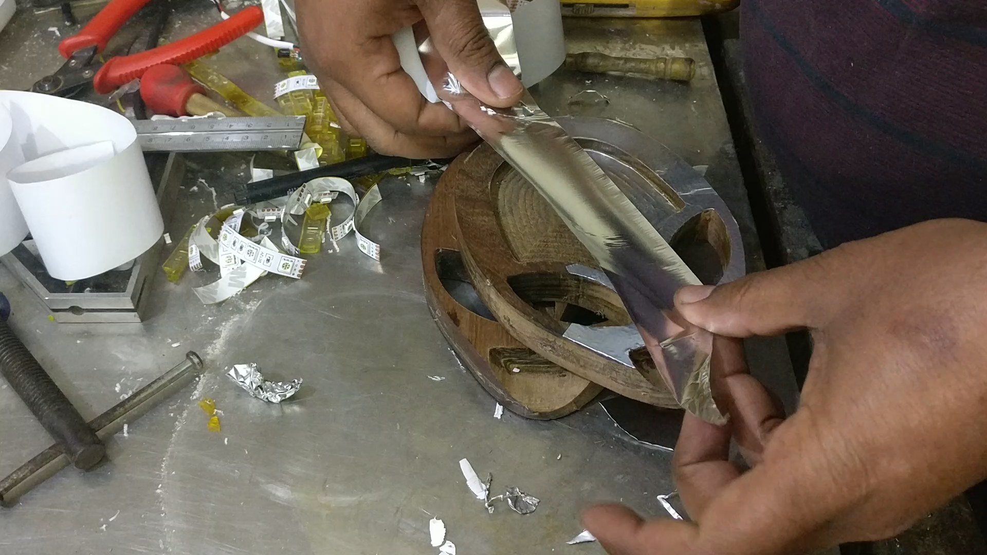 RGB Alienware Headphone Stand : 13 Steps (with Pictures) - Instructables