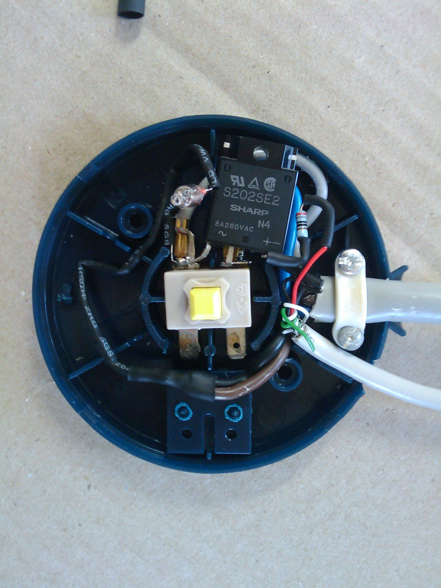 Smart Master/Slave Power Strip for Your PC [mod] (self Shutdown But Zero Standby) : 6 Steps ...
