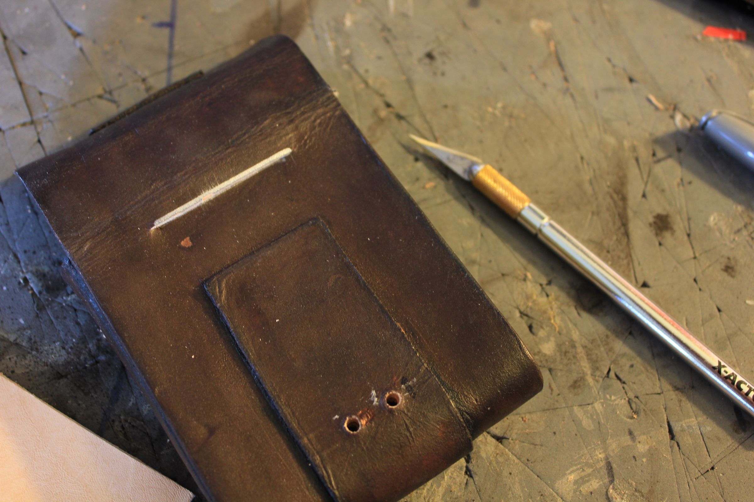 Leather Pouch Tutorial & Intro to Basic Leather Working : 11 Steps ...