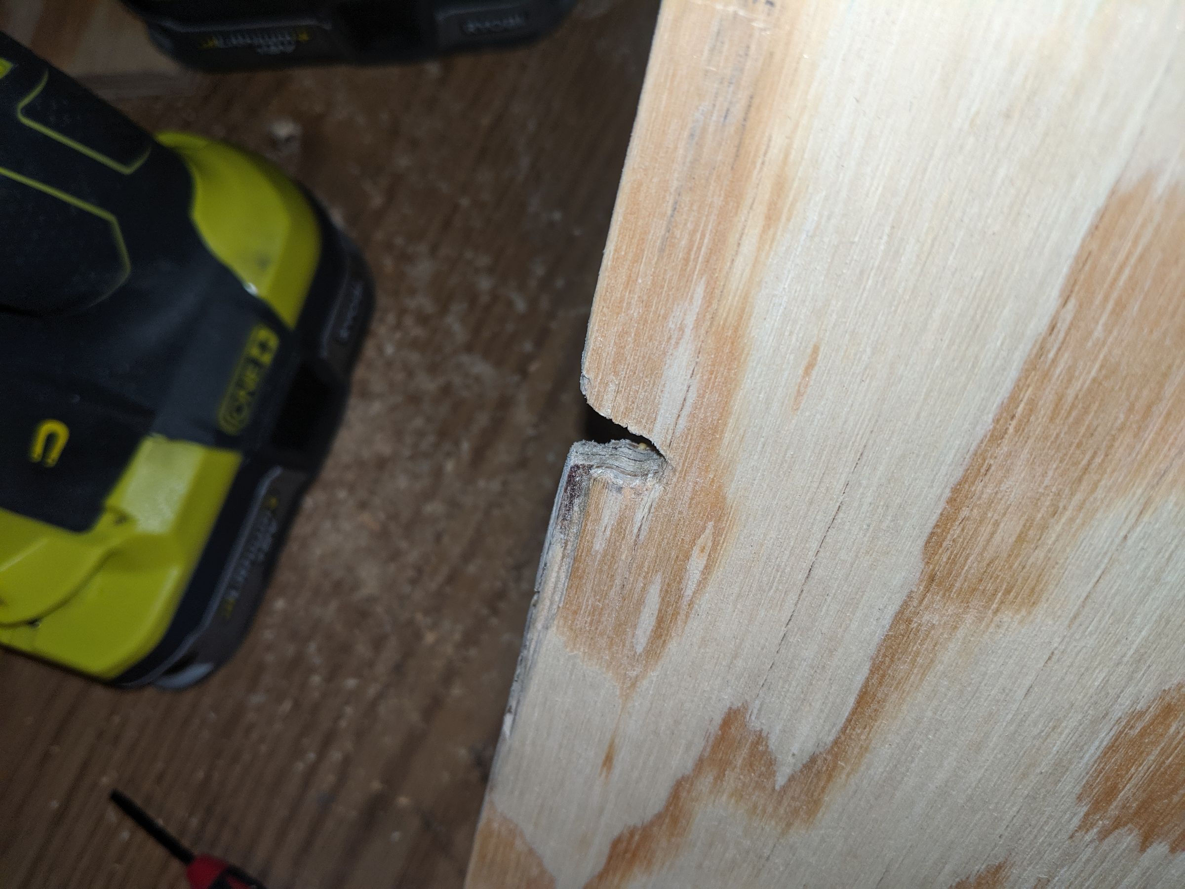 DIY Nuthatch Birdhouse : 12 Steps (with Pictures) - Instructables