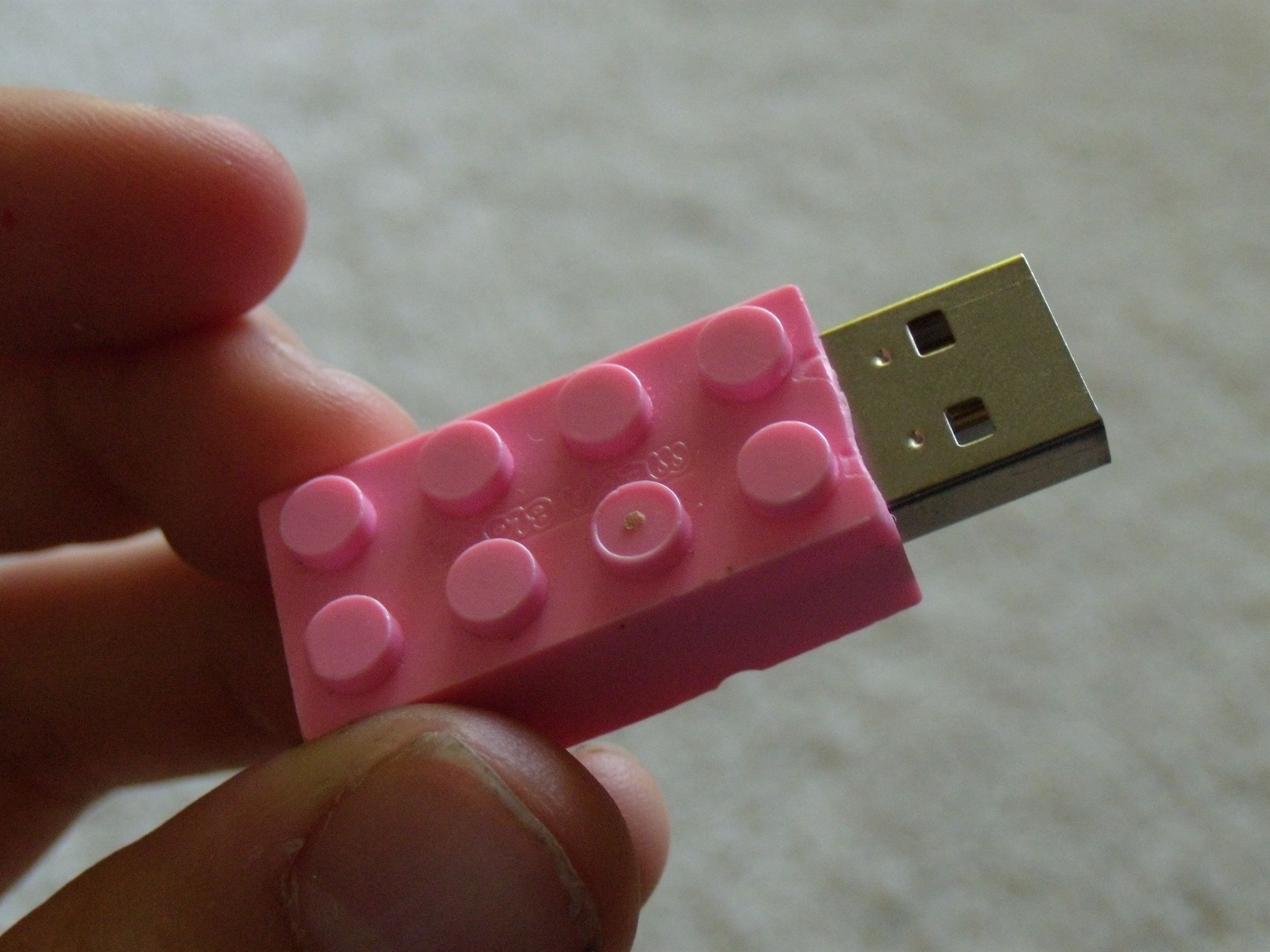 Make a Lego USB Drive! : 8 Steps - Instructables