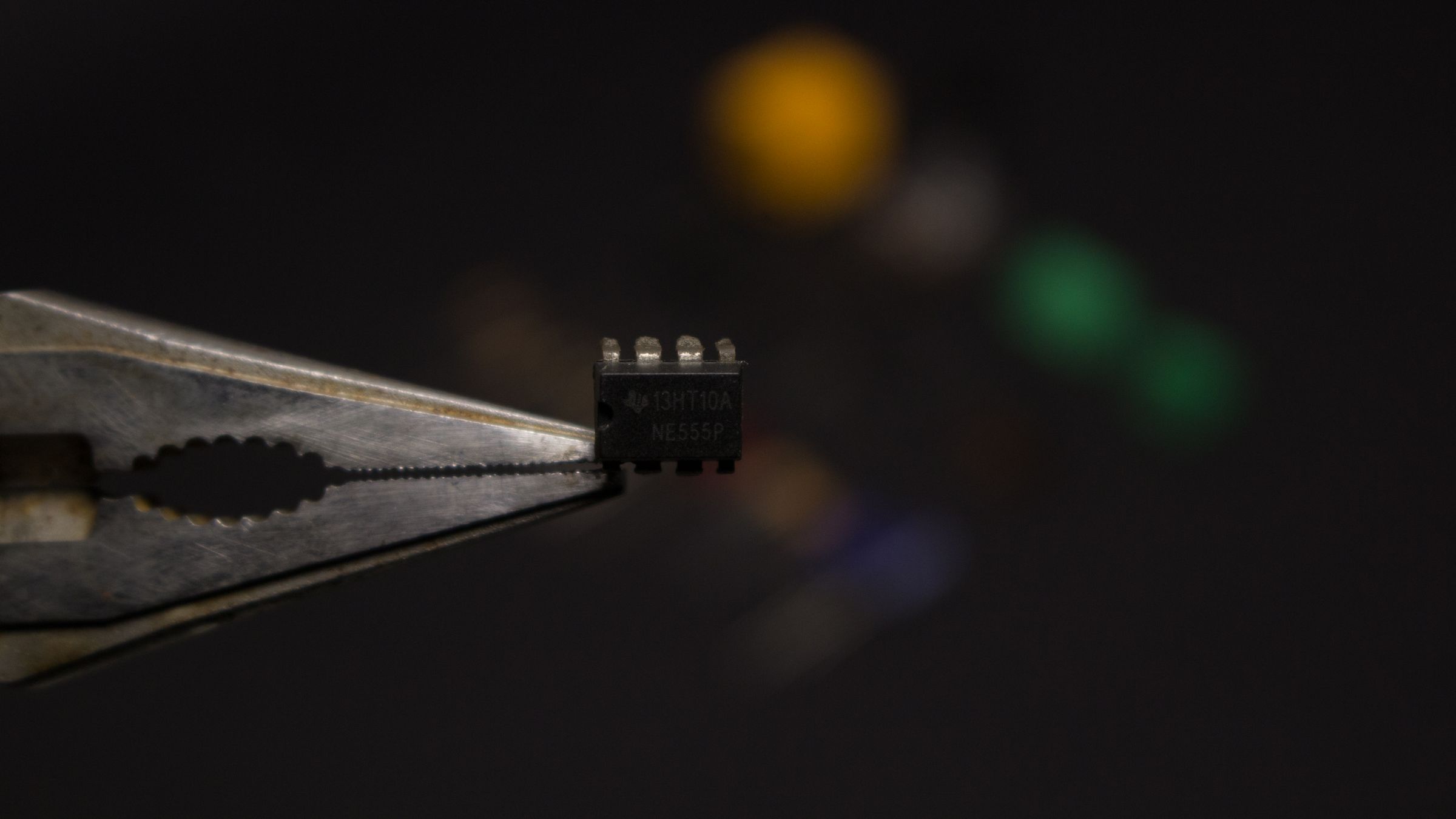 Adjustable 555 Timer Relay Switch | Monostable Multivibrator Circuit ...