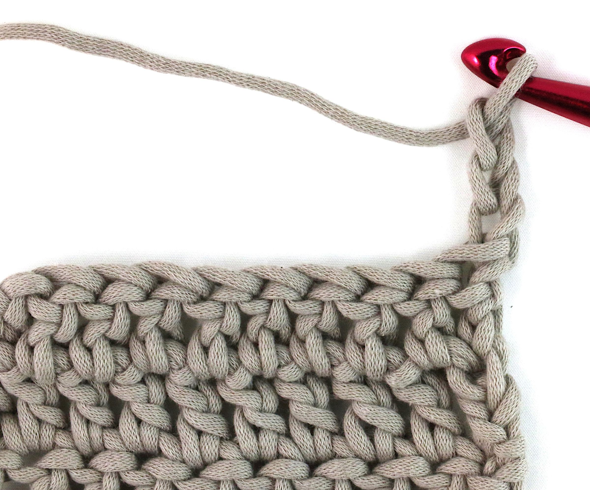 Crochet Turning Chain Alternatives : 5 Steps (with Pictures ...