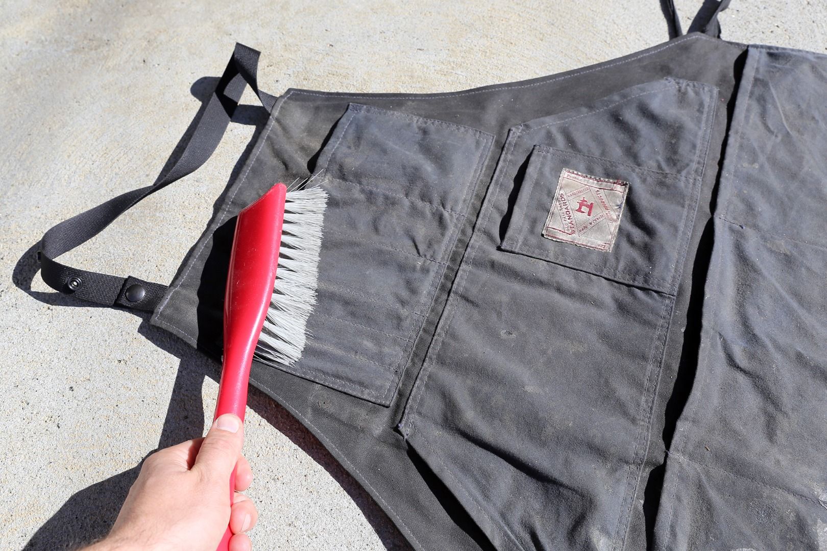 How to Wax Your Clothing and Gear : 5 Steps (with Pictures) - Instructables