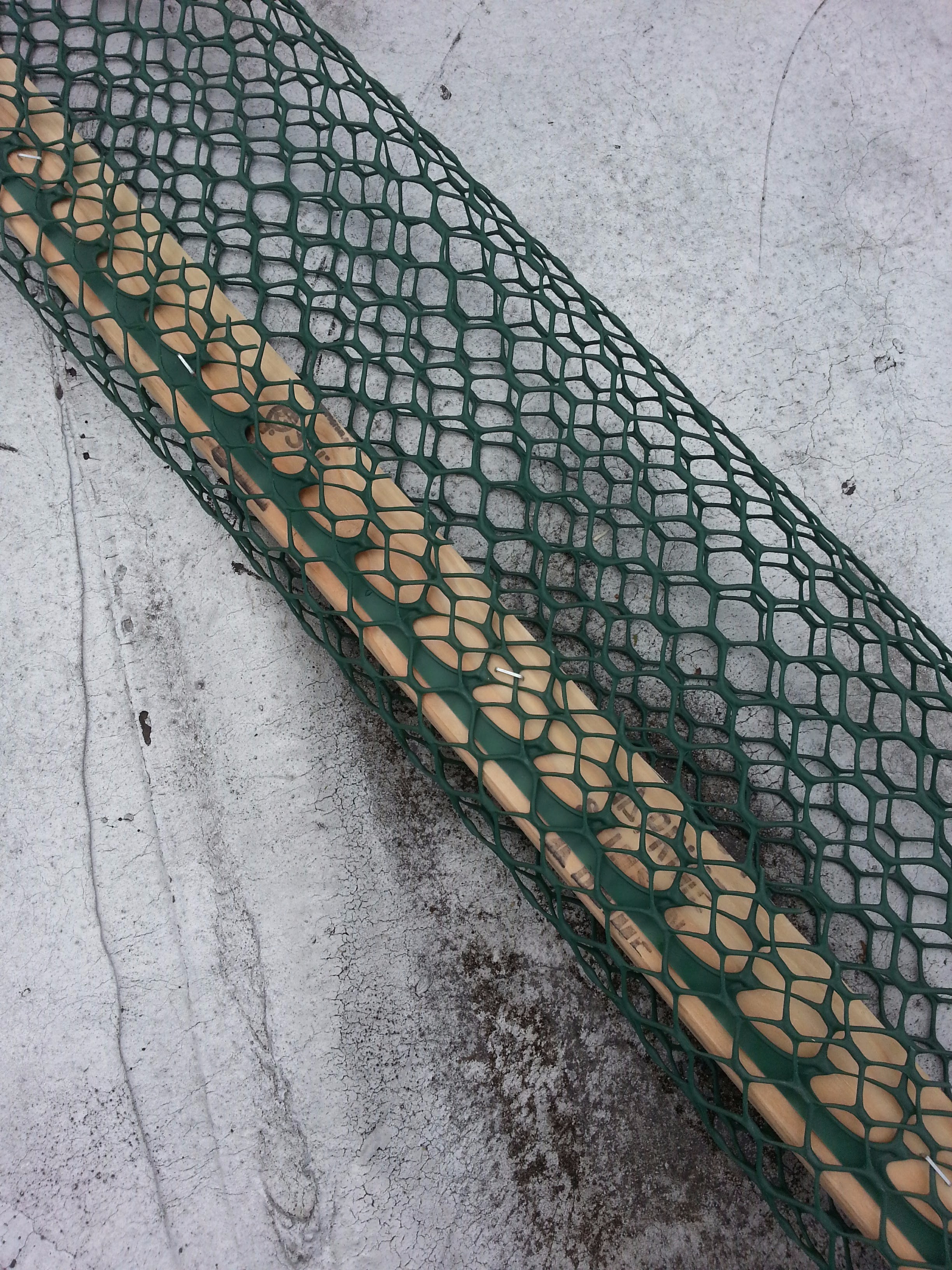 Giant Skeleton Halloween Decoration : 10 Steps (with Pictures ...