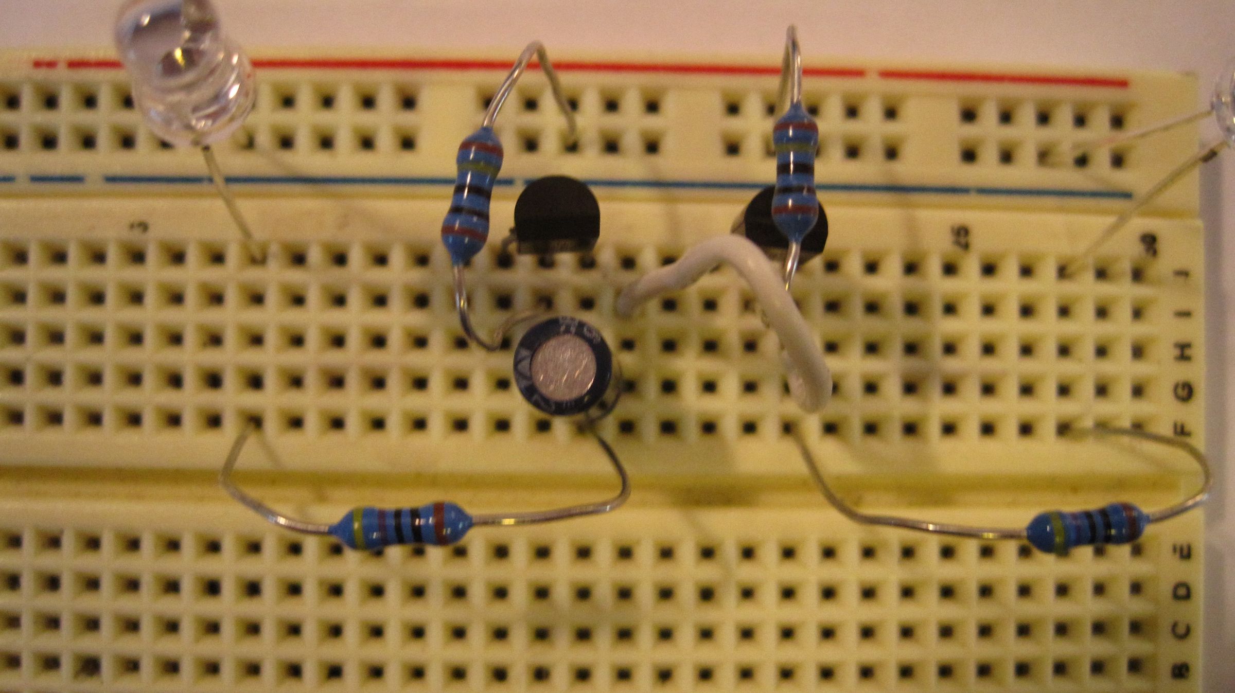 Two Transistor LED Flasher Circuit : 5 Steps - Instructables