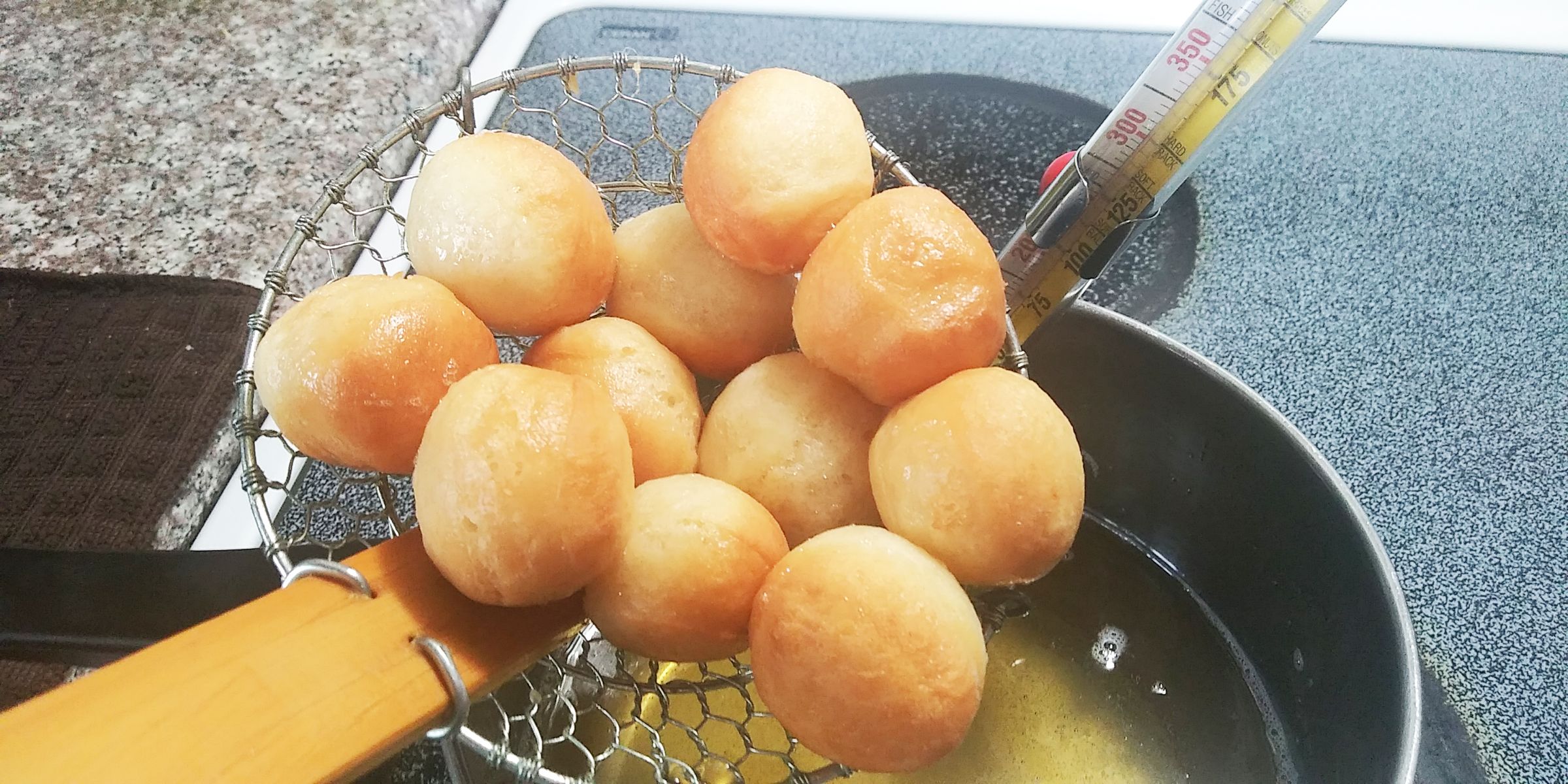Copycat Krispy Kreme Original Glazed Donuts : 23 Steps (with Pictures ...