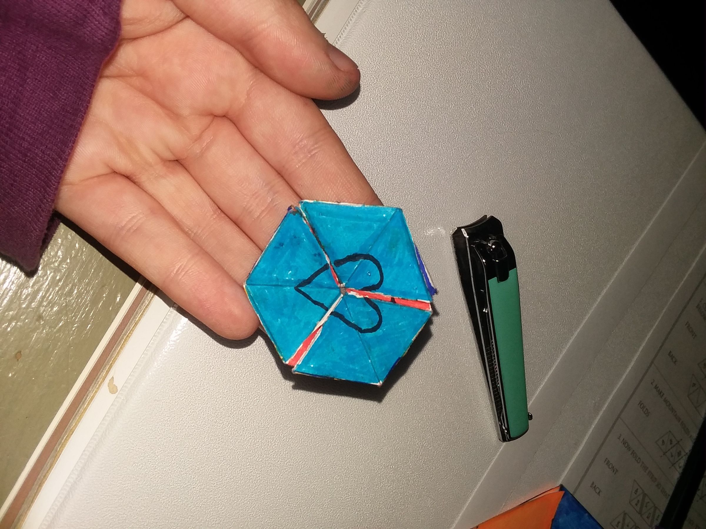 Hexaflexagons: a complete how-to : 8 steps: origami hexaflexagon fold ...