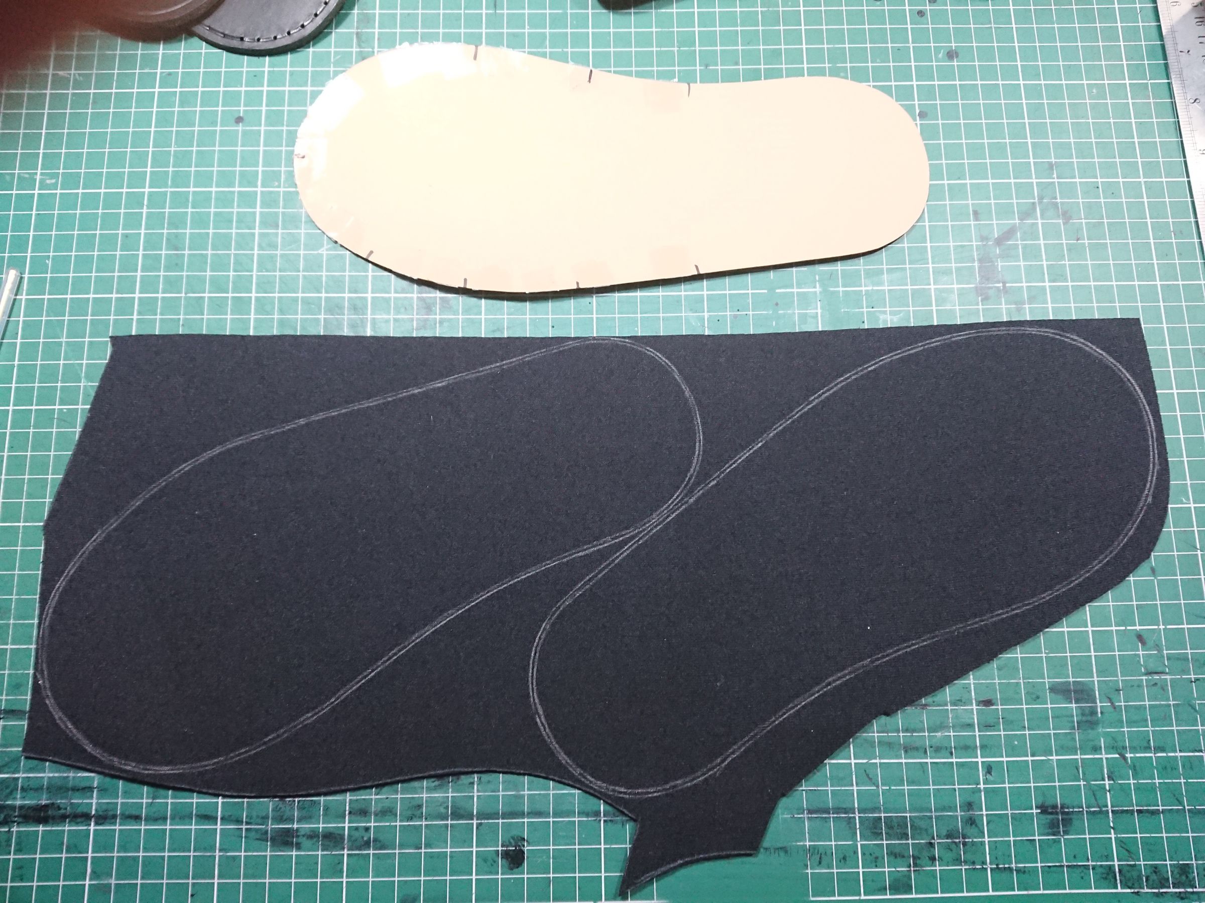 Making Leather Slippers : 9 Steps (with Pictures) - Instructables