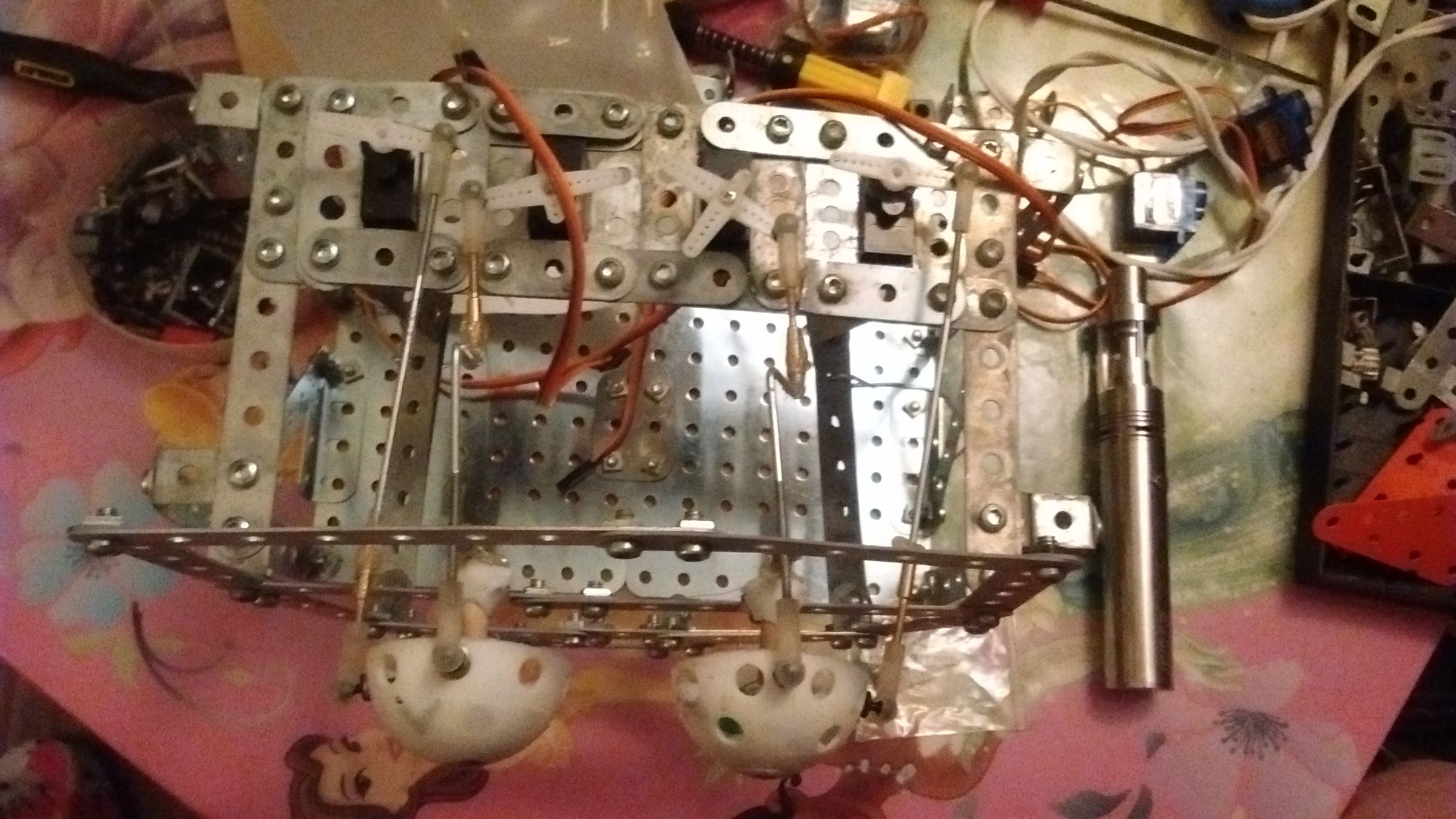 RomoBOT - Animatronic Face Robot : 9 Steps - Instructables