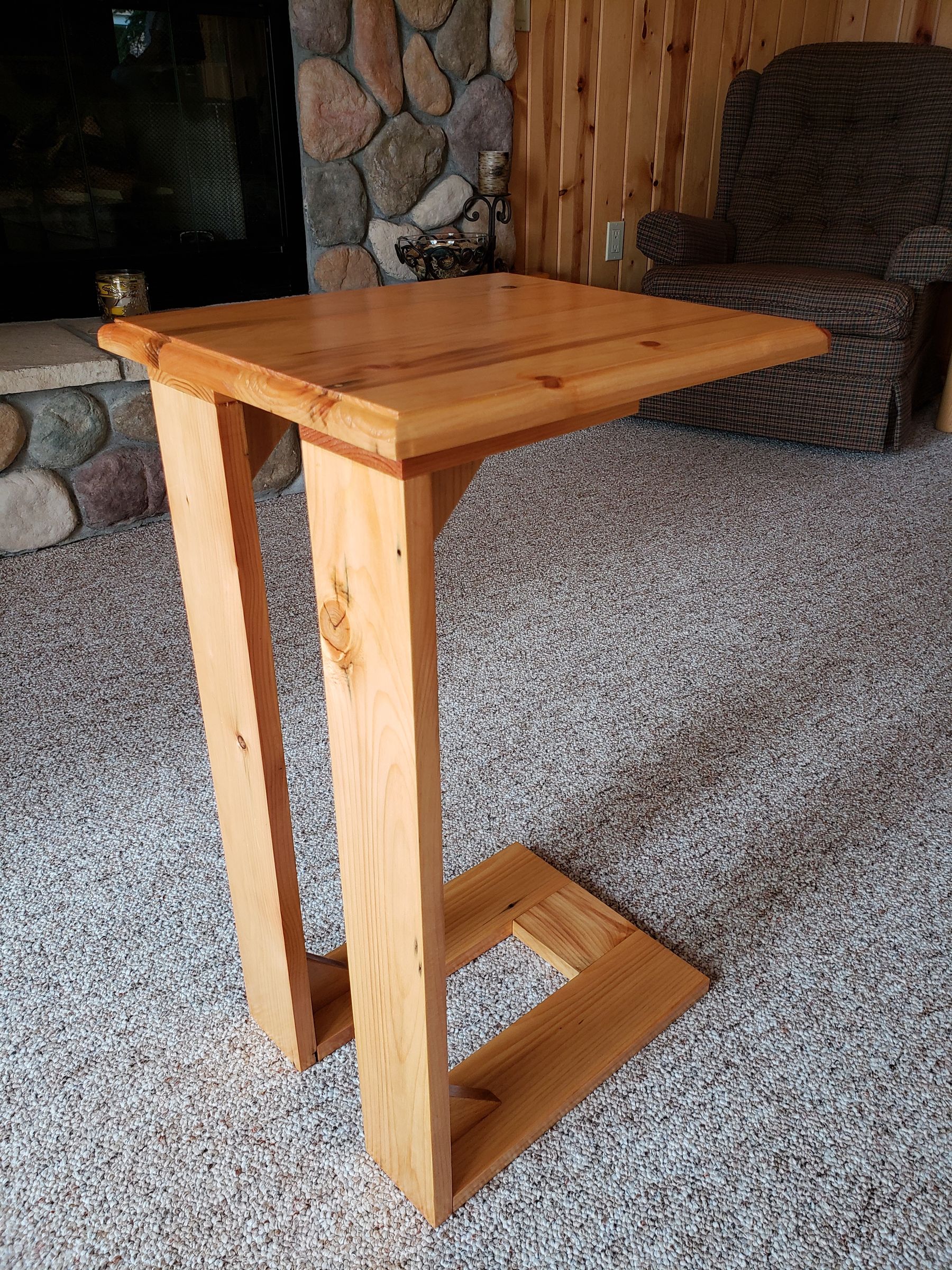 Slide Under End Table : 5 Steps (with Pictures) - Instructables